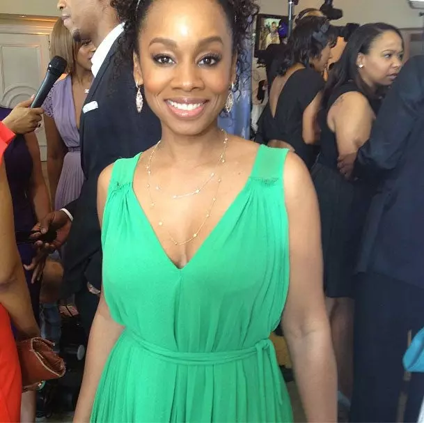 Celeb Cam: Makambirano Odziwika kuchokera ku ESSENCE's 2013 Black Women mu Hollywood Luncheon 29028_10