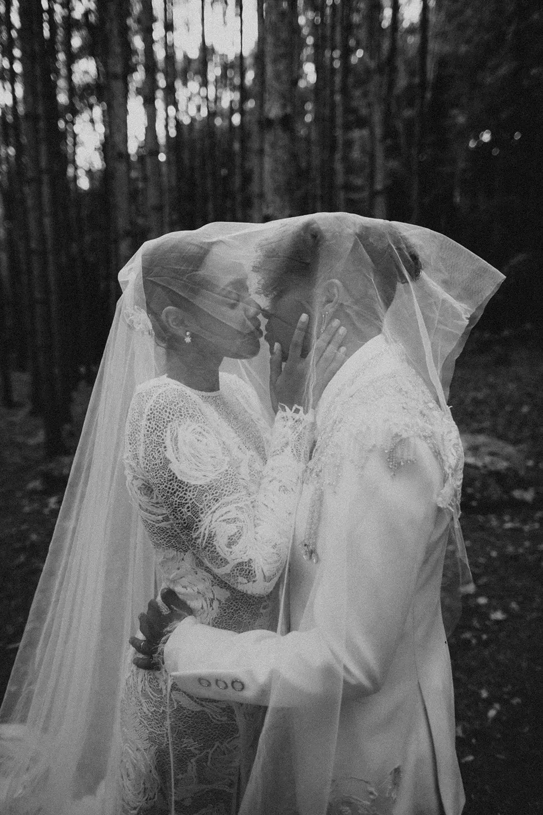 Bridal Bliss: Pernikahan Rustic New York Kris dan Talisa 29256_11