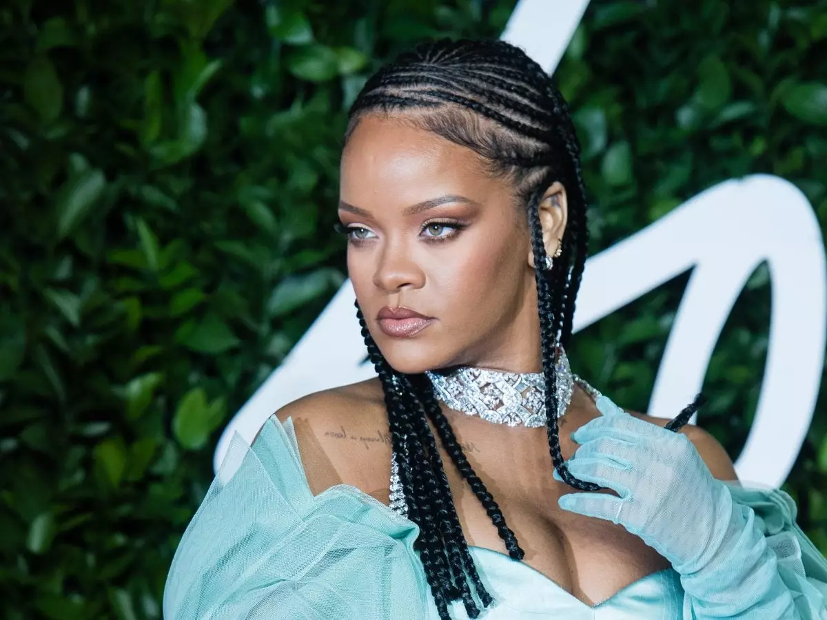 Rihanna Ka Semolao ke Billionaire