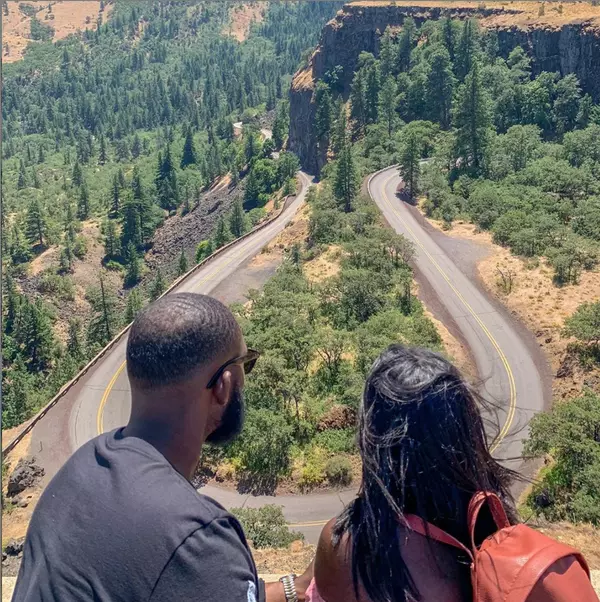 Black Travel Vibes: Cuộc phiêu lưu ở Oregon của cặp đôi này sẽ thay đổi suy nghĩ của bạn về những chuyến đi chơi trong nước 29842_1