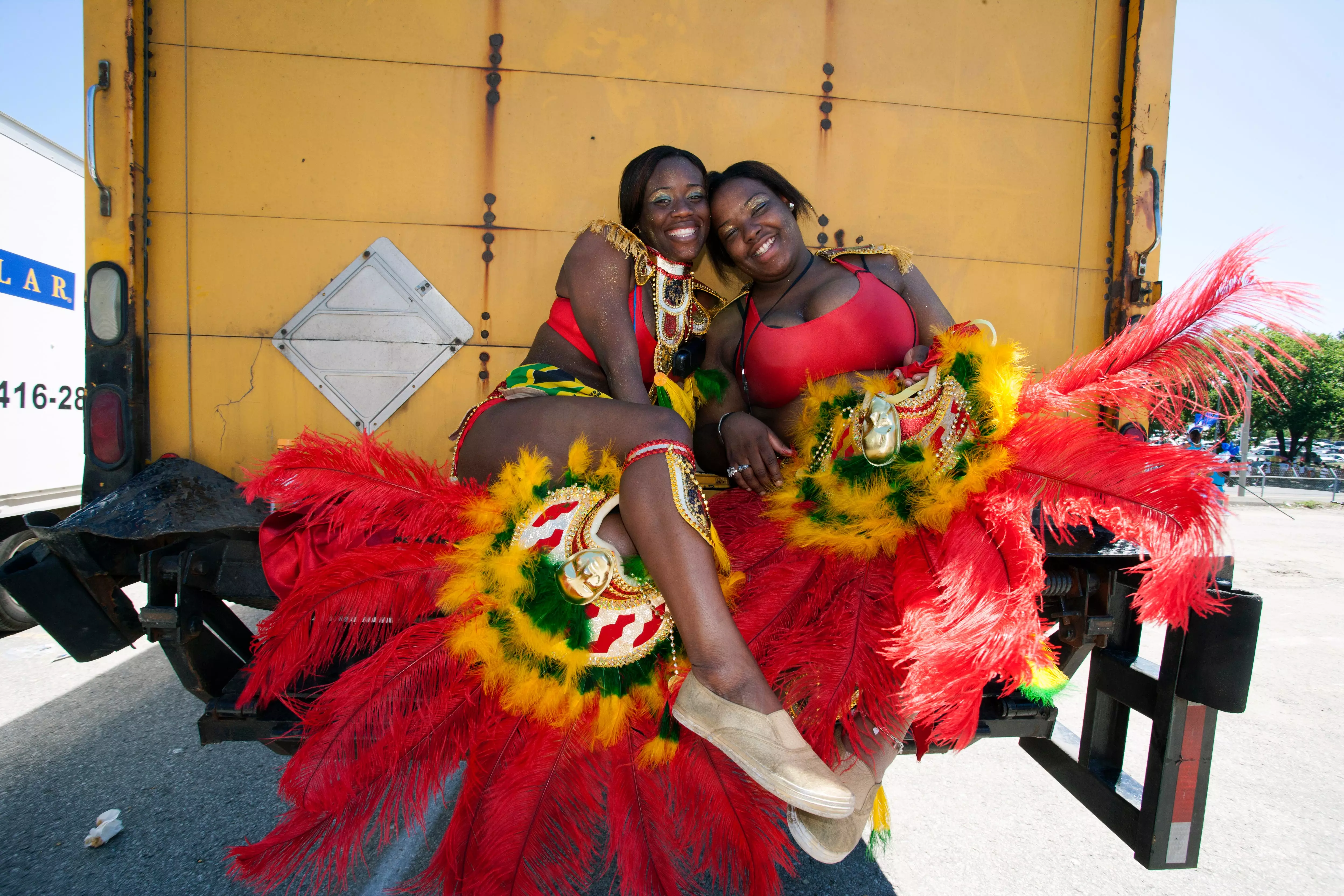 Fertel Dem We Reach! In gids foar earste timer foar Caribana, it Karibyske karnaval fan Toronto