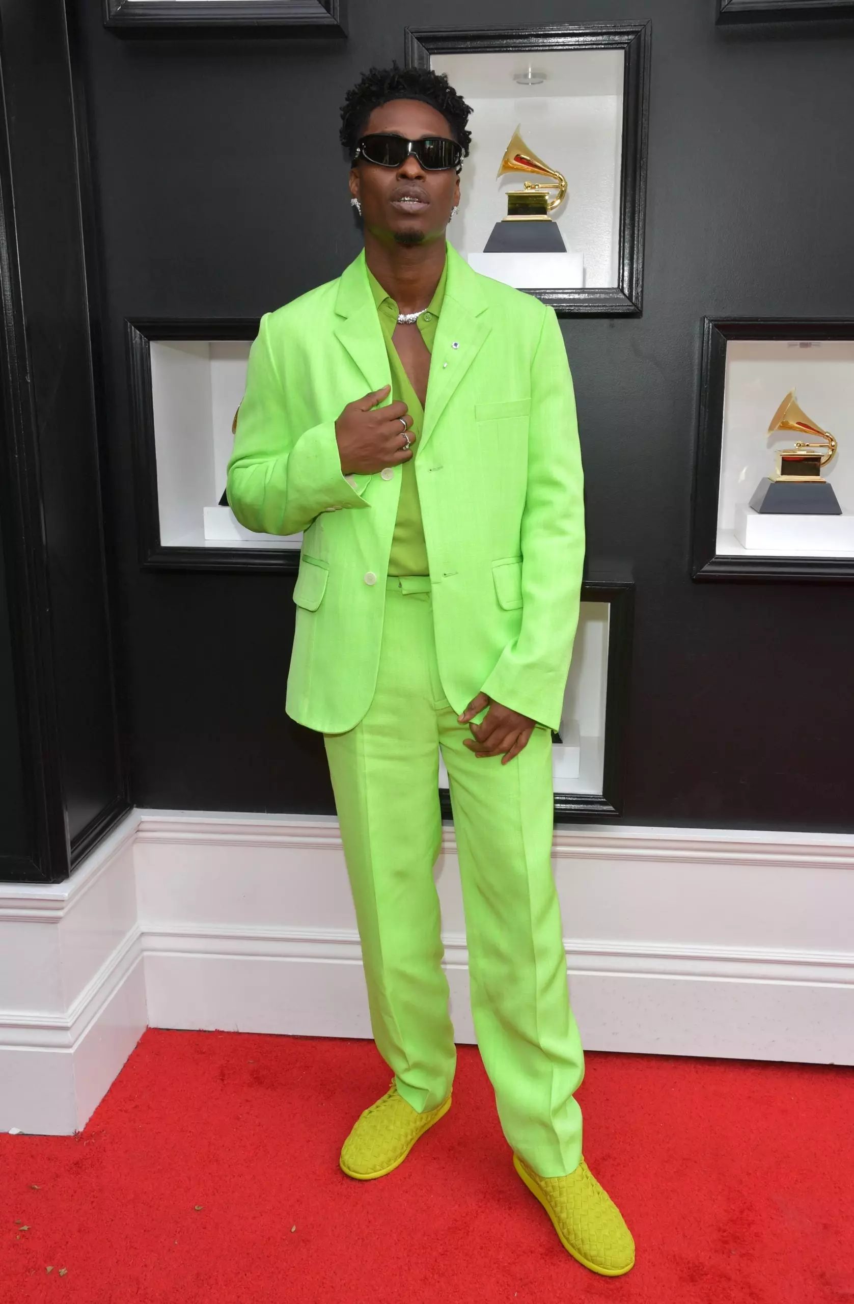 Mafi Kyawun Celeb Yayi Kallo Daga 2022 Grammys Red Carpet 3067_13