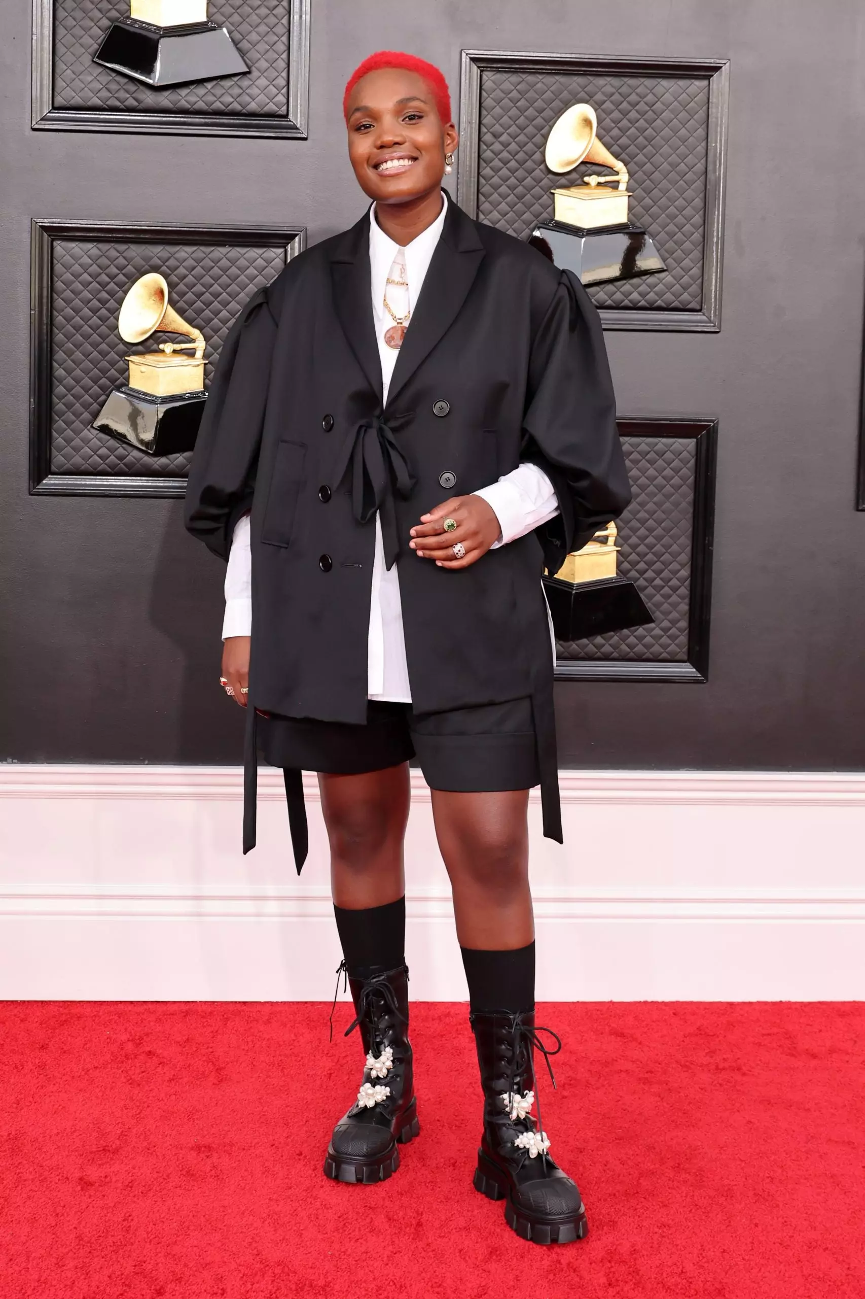 Mafi Kyawun Celeb Yayi Kallo Daga 2022 Grammys Red Carpet 3067_44