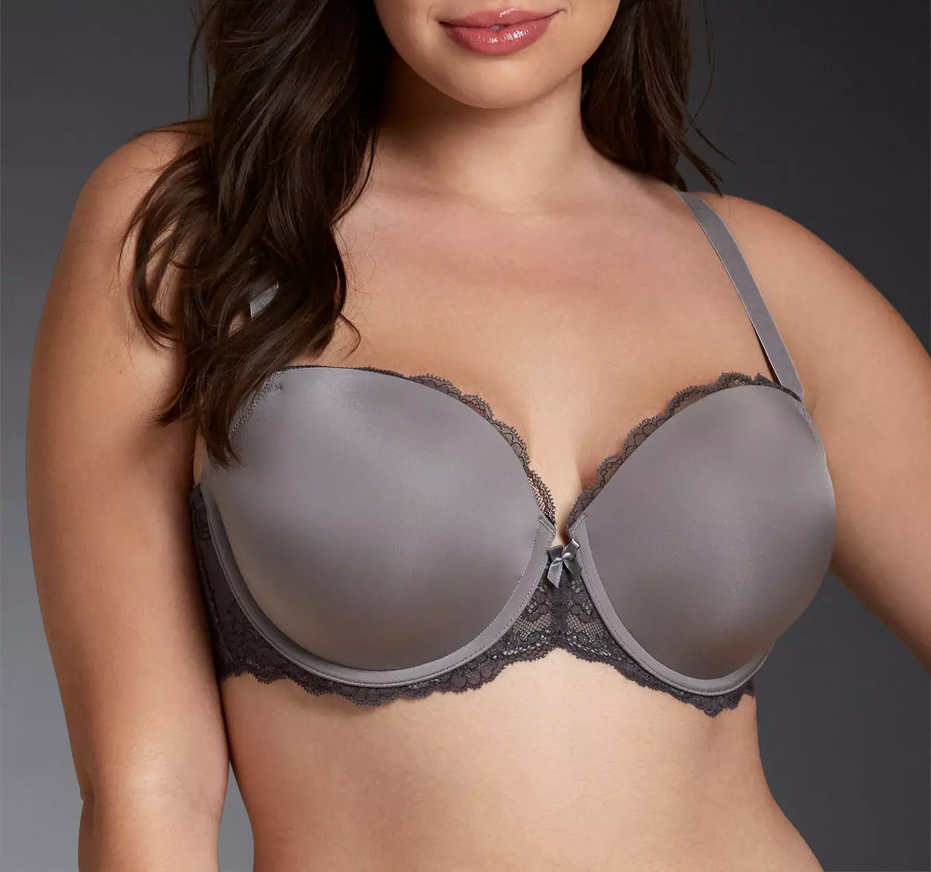 Ankizivavy Curvy, Ireny Bras Manova fiainana ireto dia amidy $40 | InStyle.com 32023_2