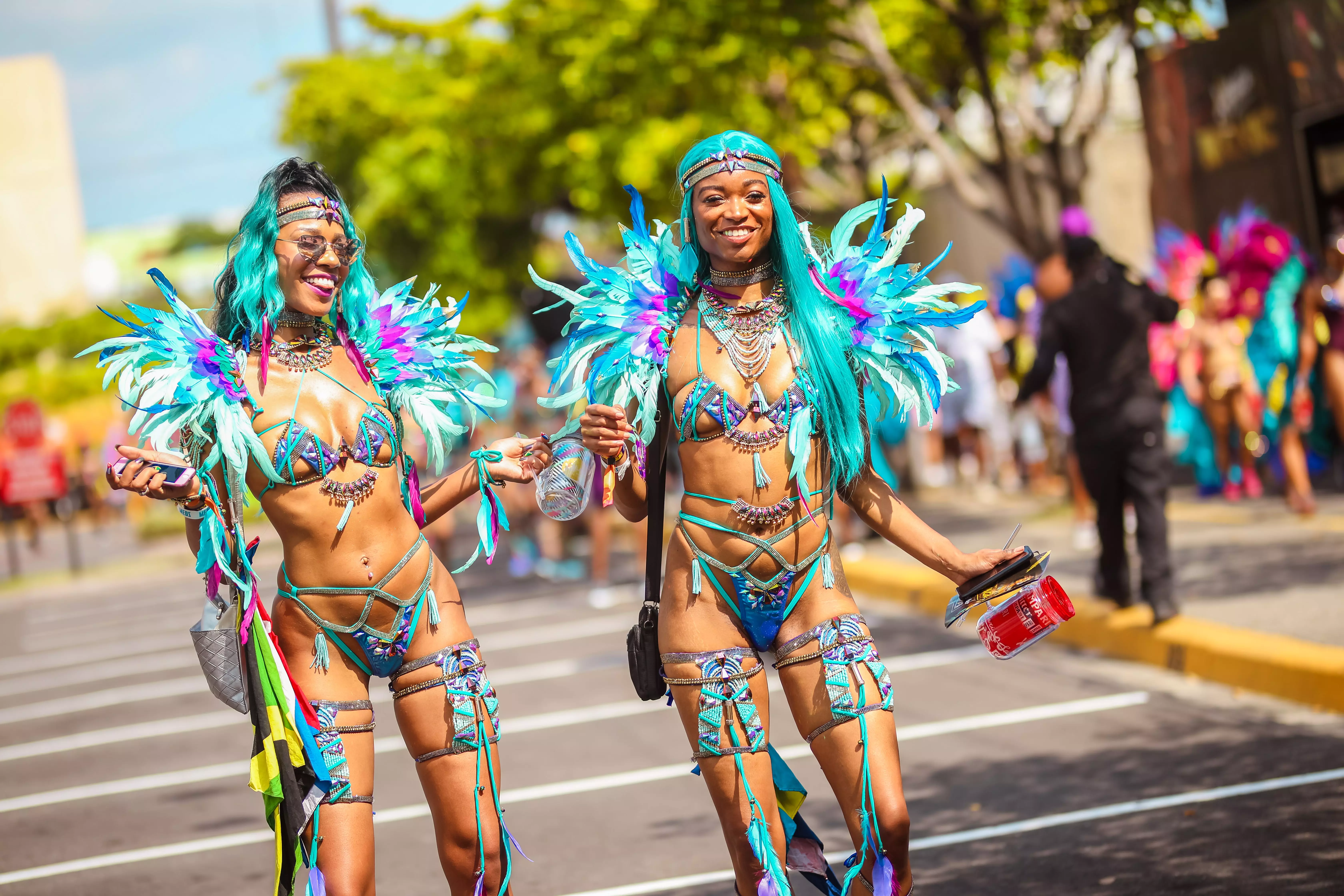 Έτοιμοι για Di Road! 36 Φωτογραφίες που αποδεικνύουν ότι το Καρναβάλι της Τζαμάικα ήταν αγνό 32348_30