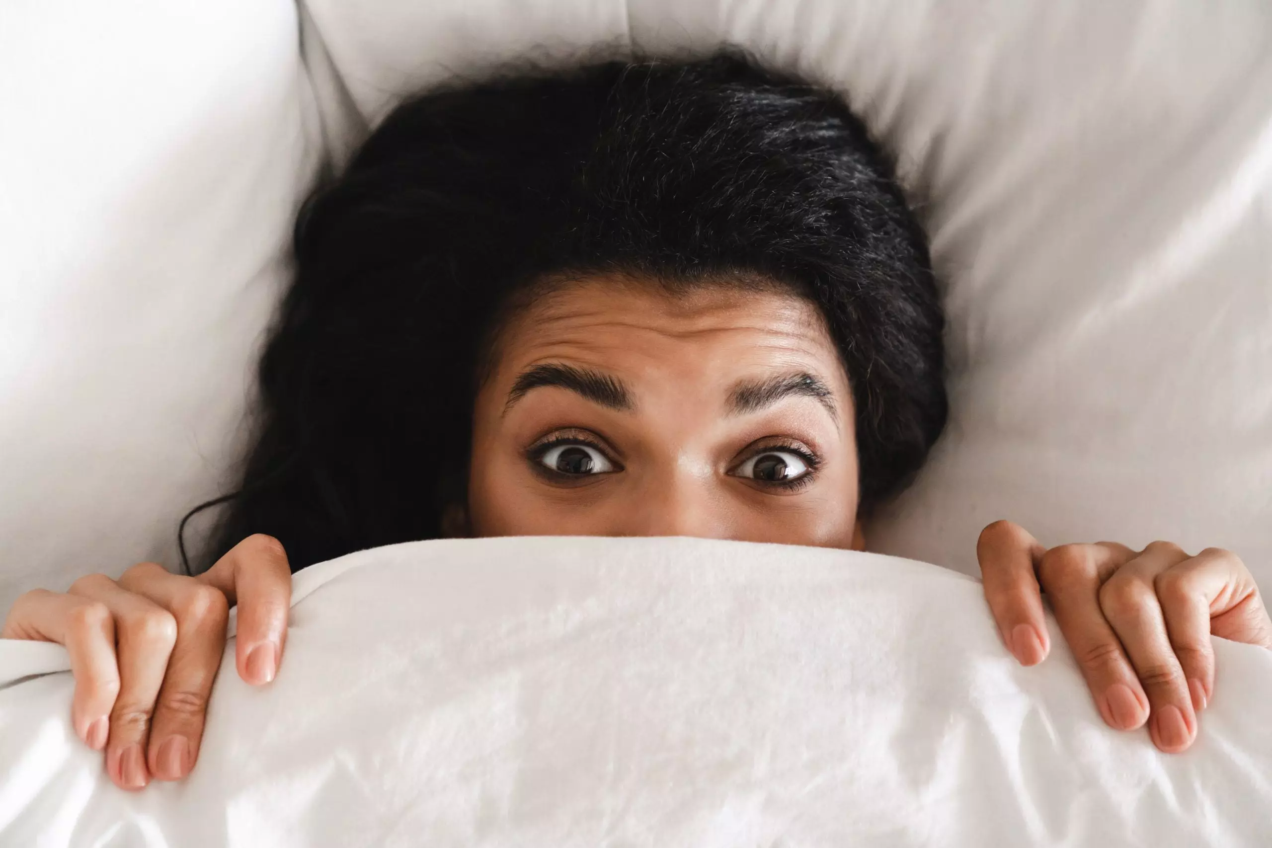 Slik forhindrer du hårtap mens du sover, ifølge eksperter
