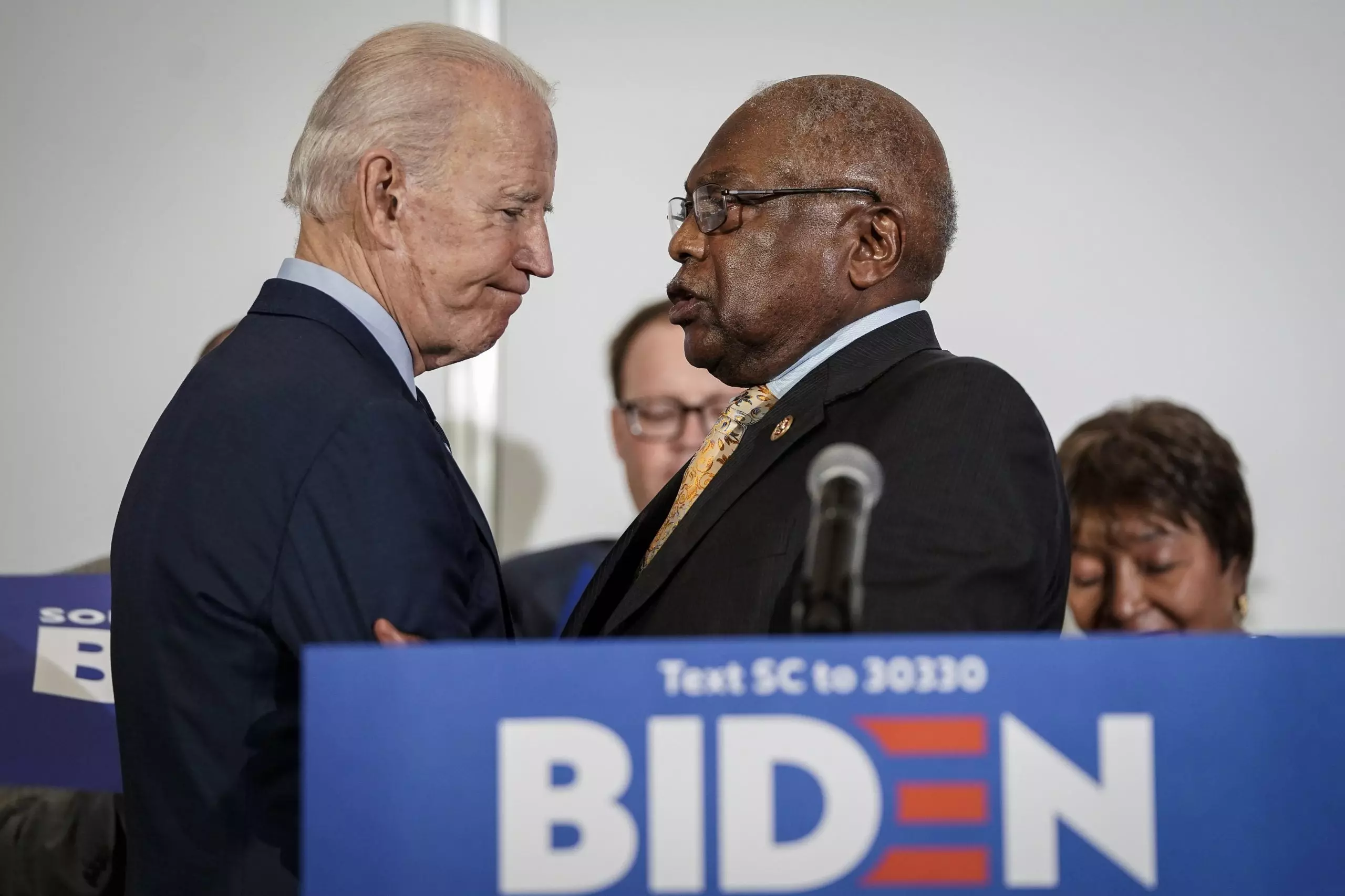 Biden: 'Upami Anjeun Ngabogaan Masalah Ngeunaan Naha Anjeun Pikeun Kuring Atawa Trump, Maka Anjeun Henteu Hideung'