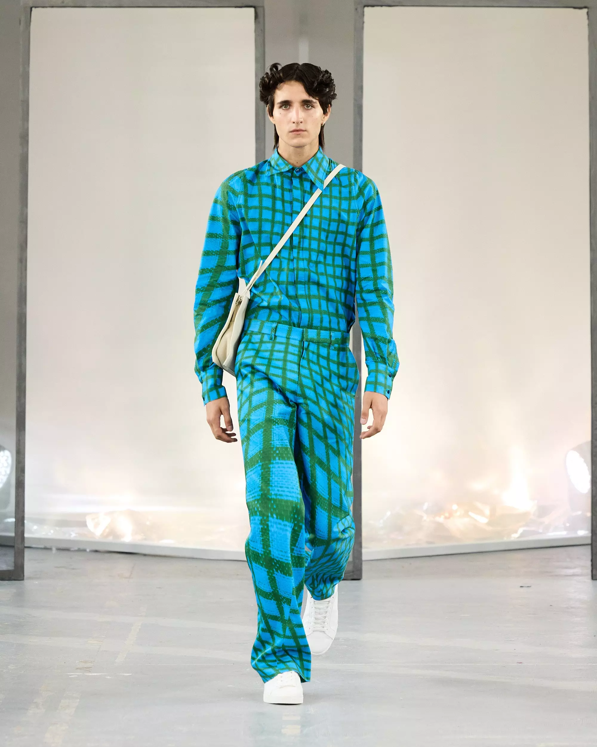 بیانکا ساندرز جدیدترین مجموعه لباس های مردانه خود را در پاریس ارائه کرد 344_16
