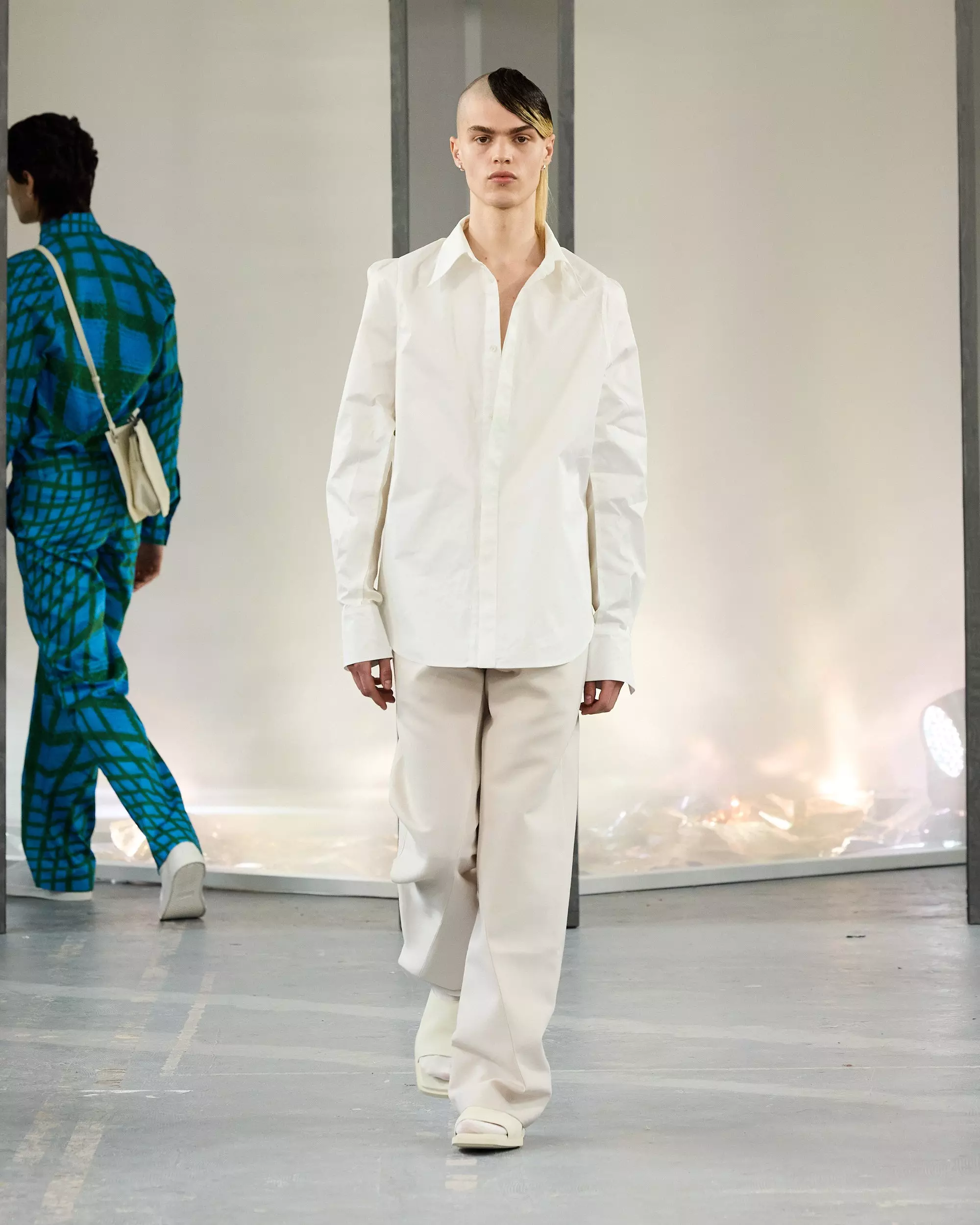بیانکا ساندرز جدیدترین مجموعه لباس های مردانه خود را در پاریس ارائه کرد 344_19