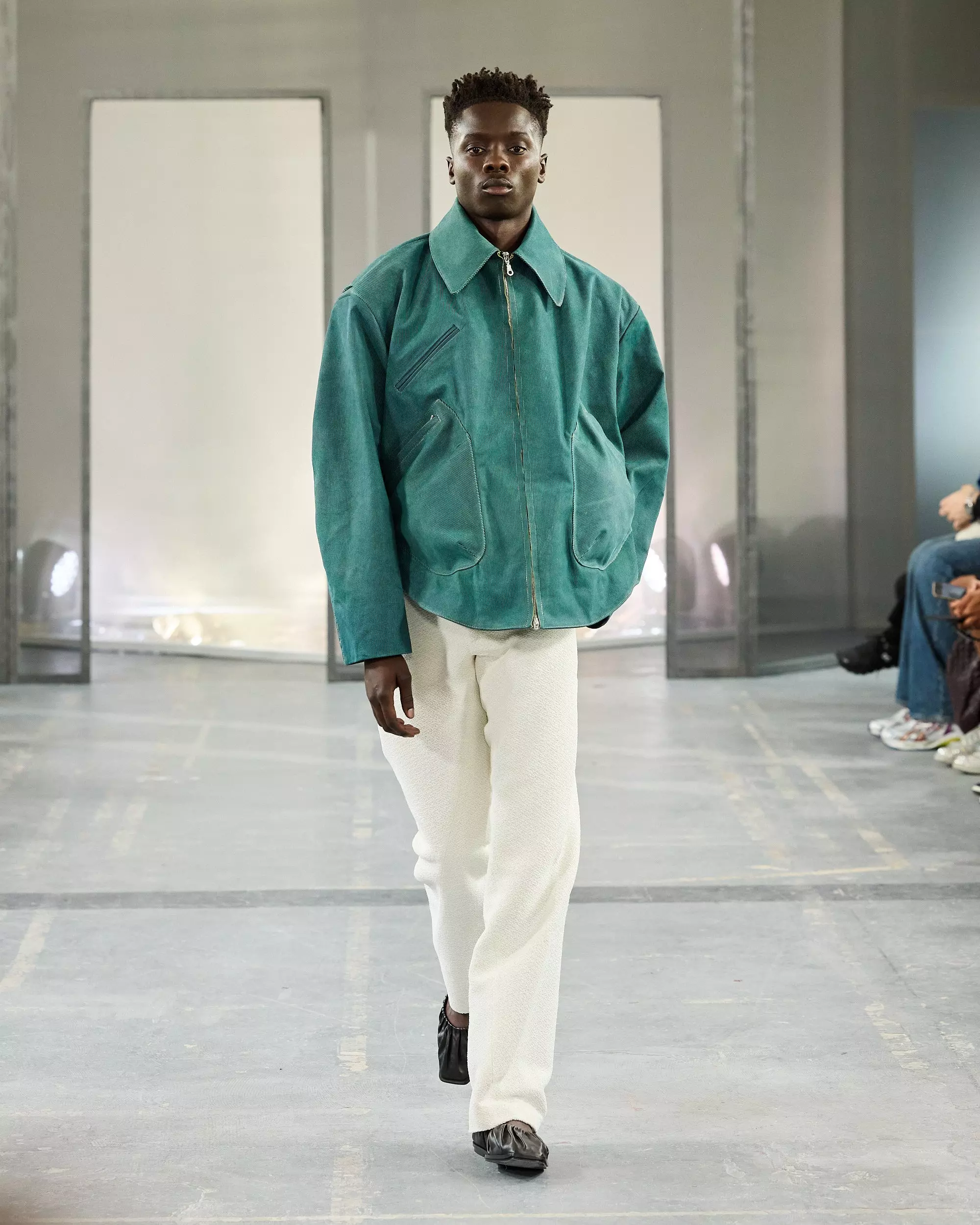 بیانکا ساندرز جدیدترین مجموعه لباس های مردانه خود را در پاریس ارائه کرد 344_32
