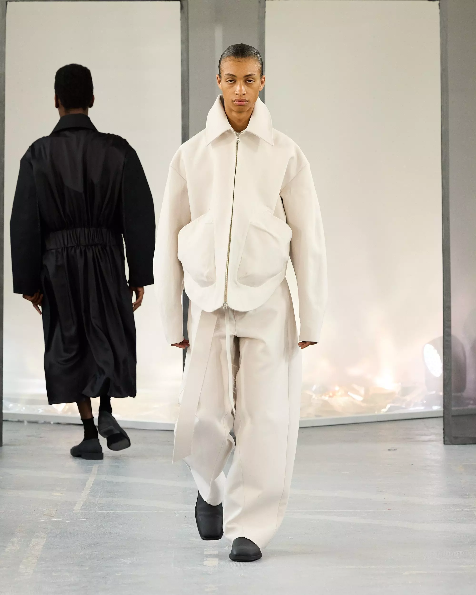 بیانکا ساندرز جدیدترین مجموعه لباس های مردانه خود را در پاریس ارائه کرد 344_33