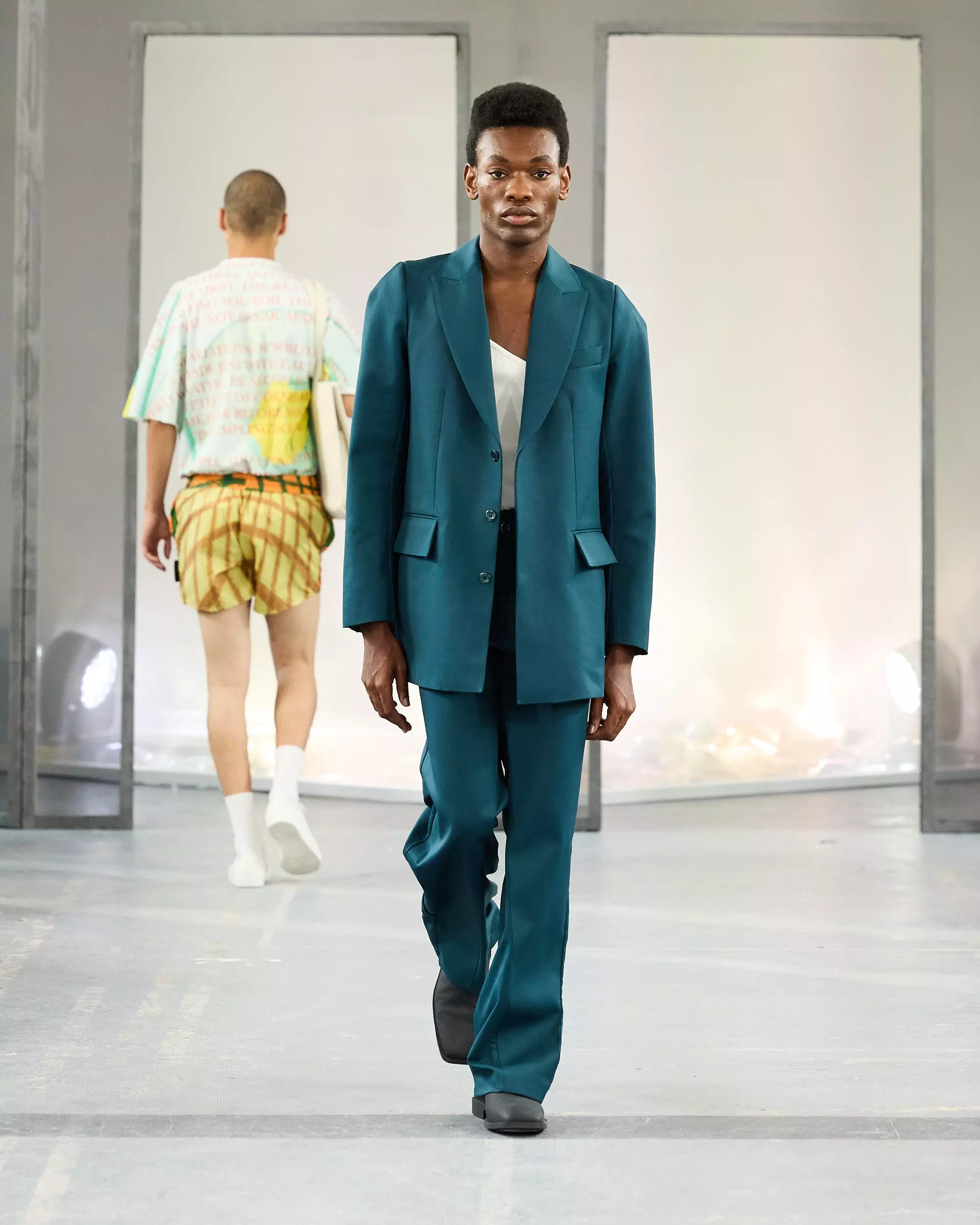 بیانکا ساندرز جدیدترین مجموعه لباس های مردانه خود را در پاریس ارائه کرد 344_7