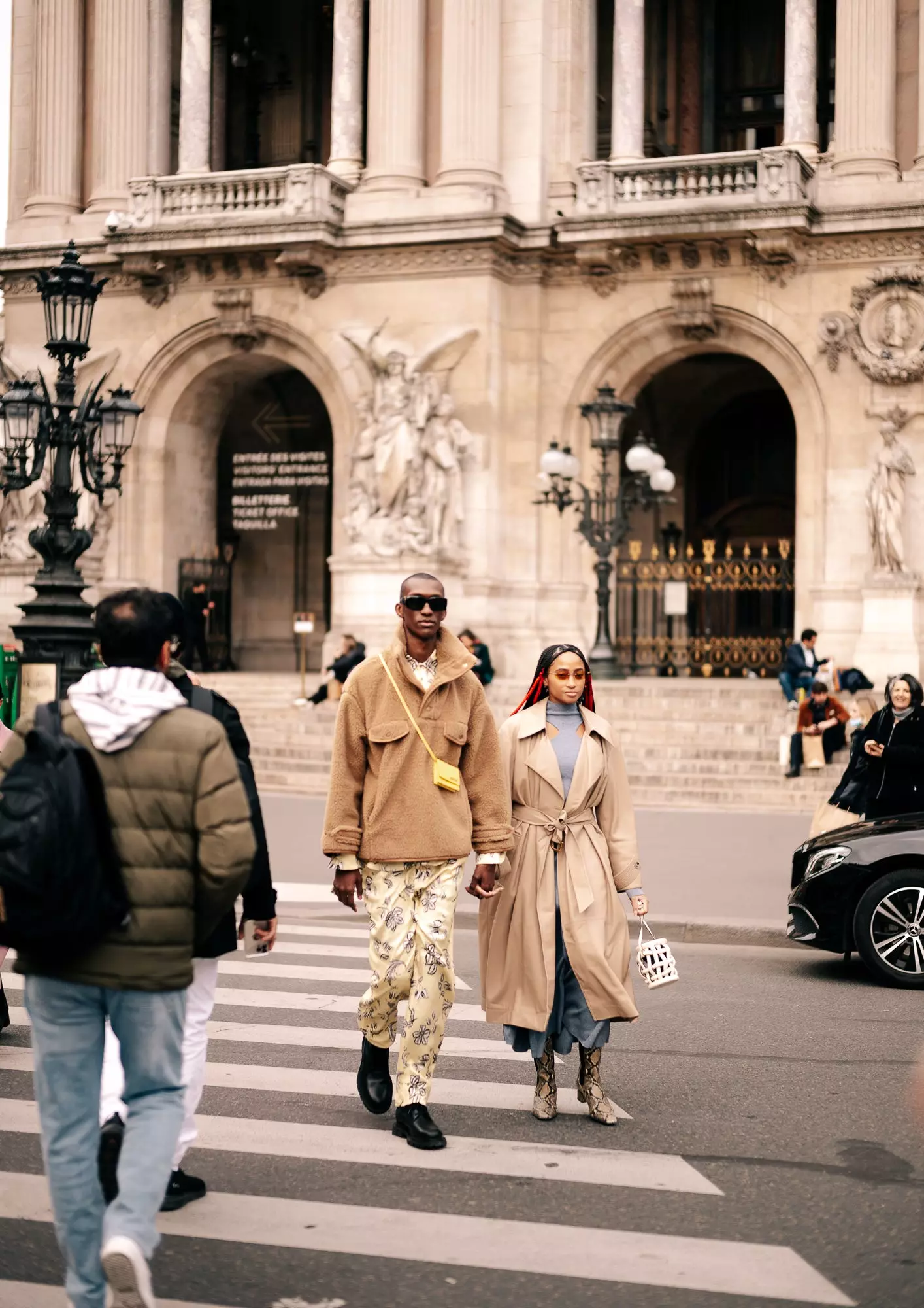 Ta modni par je dokumentiral svoj prvi skupni pariški teden mode 346_8