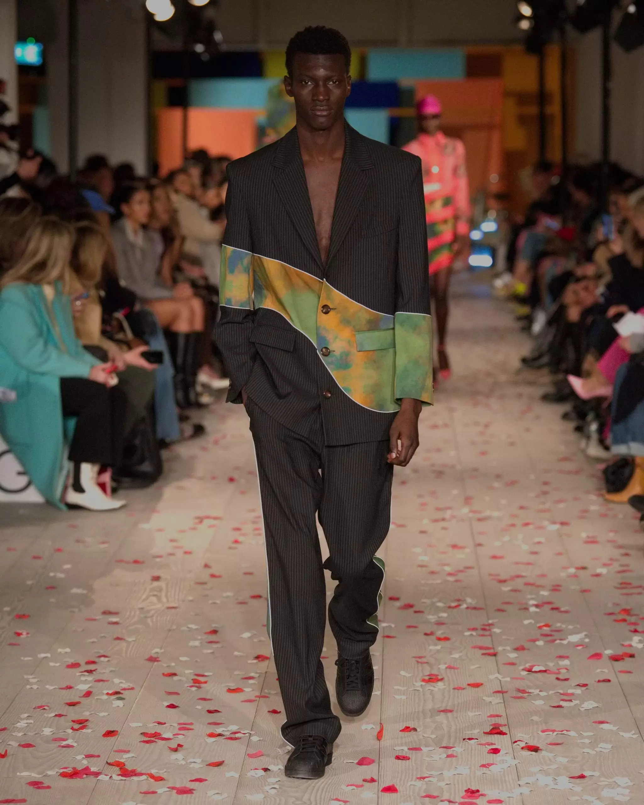 ロンドン ファッション ウィークに登場する黒人デザイナー