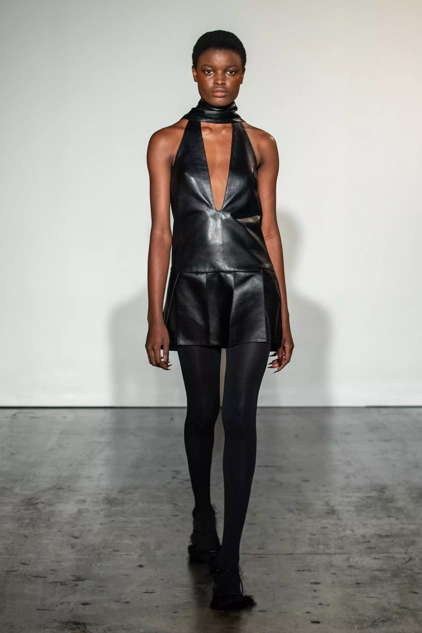 I designer neri in mostra alla London Fashion Week