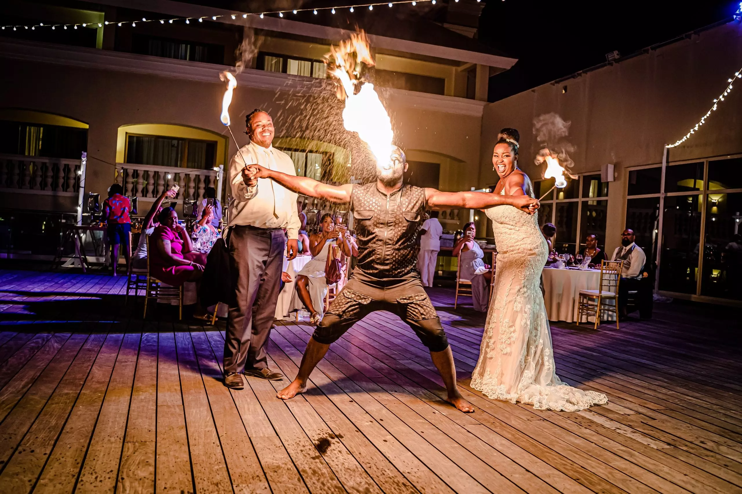 Bridal Bliss: Kimberly i Torrey powiedziały „tak” w Montego Bay podczas ognistego festynu 3556_10