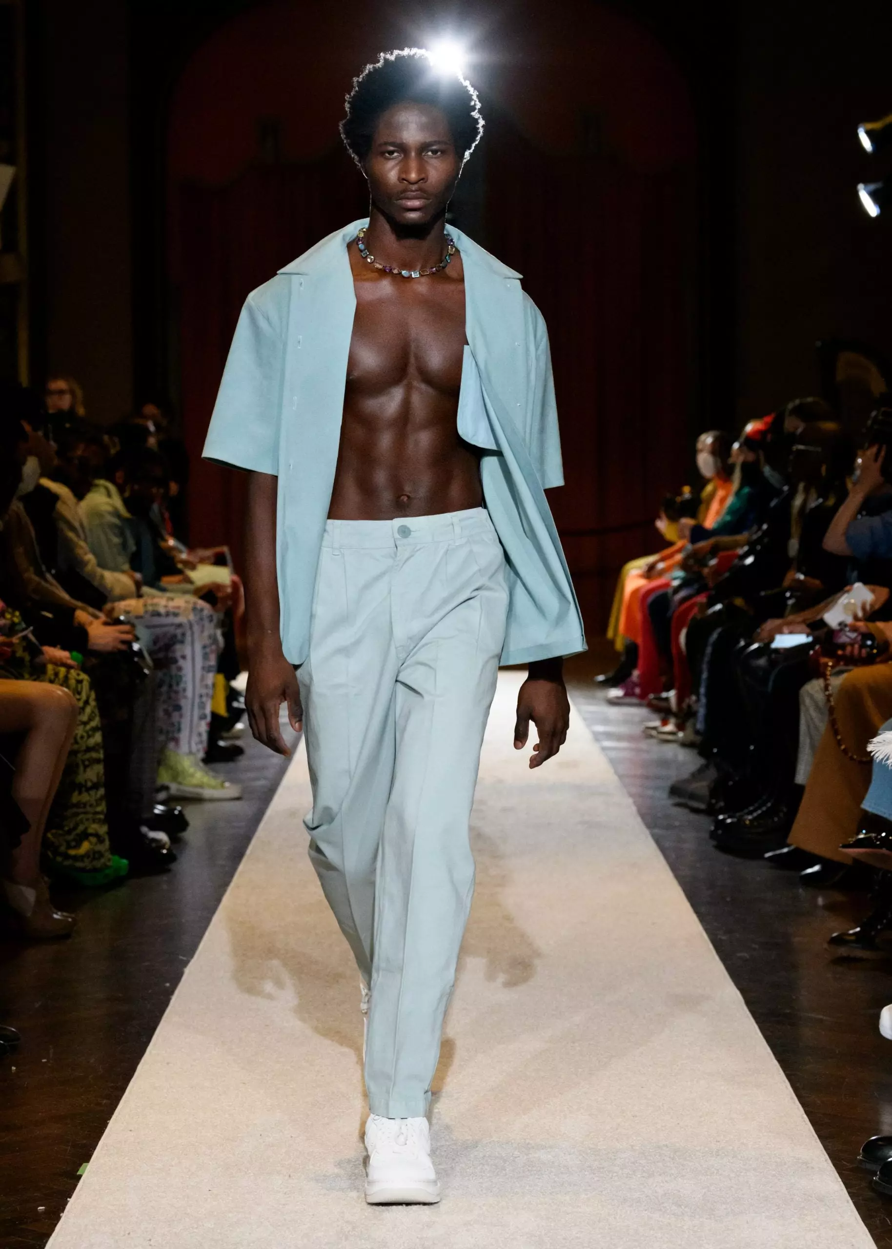 Tia Adeola Kembali Ke NYFW Dengan Pakaian Pria Dan Single Yang Belum Dirilis Dari Flo Milli 356_10