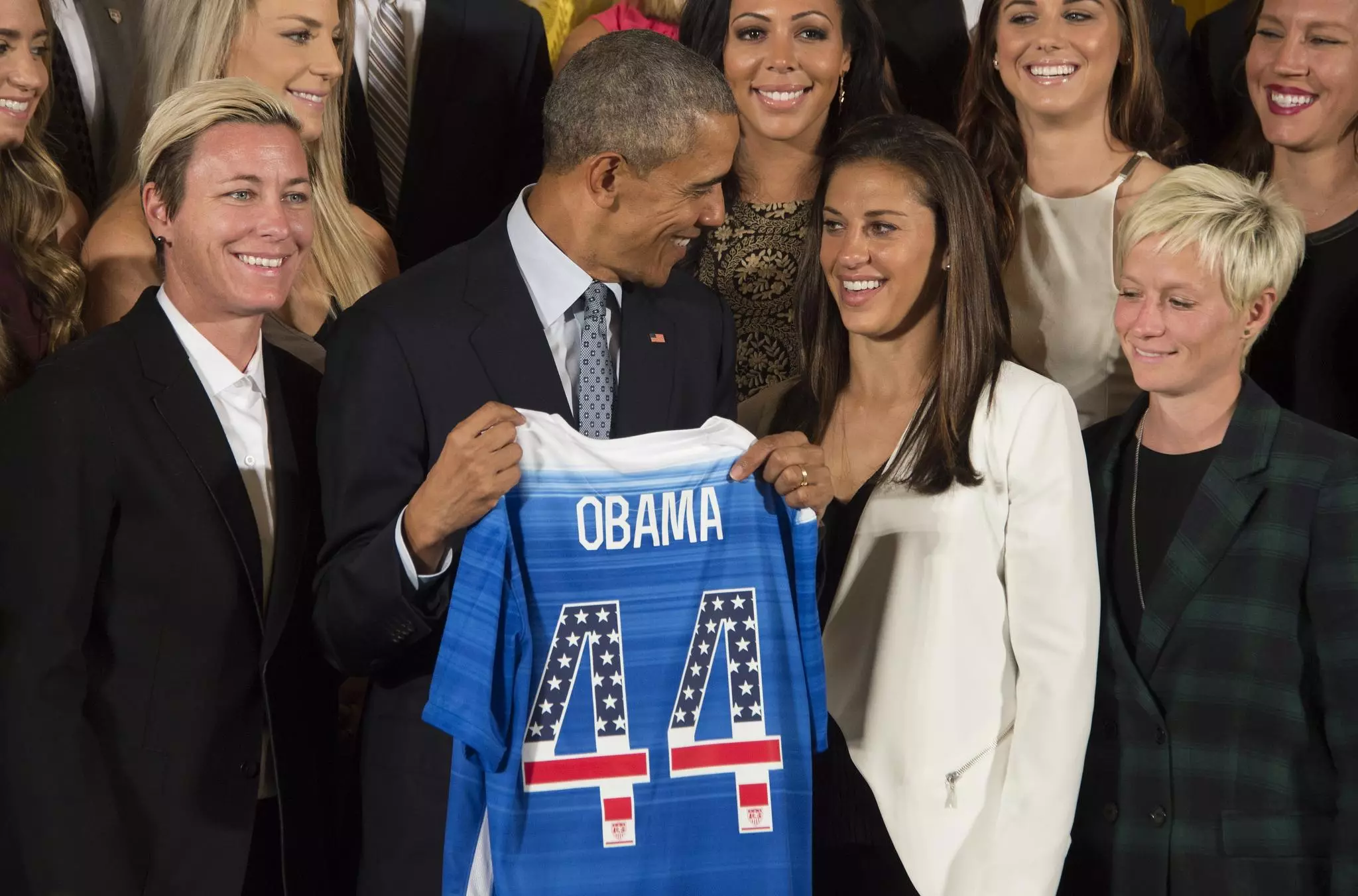 Obama: Ženska ameriška nogometna reprezentanca je dokazala, da 'igraš kot dekle' pomeni, da si slaba oseba