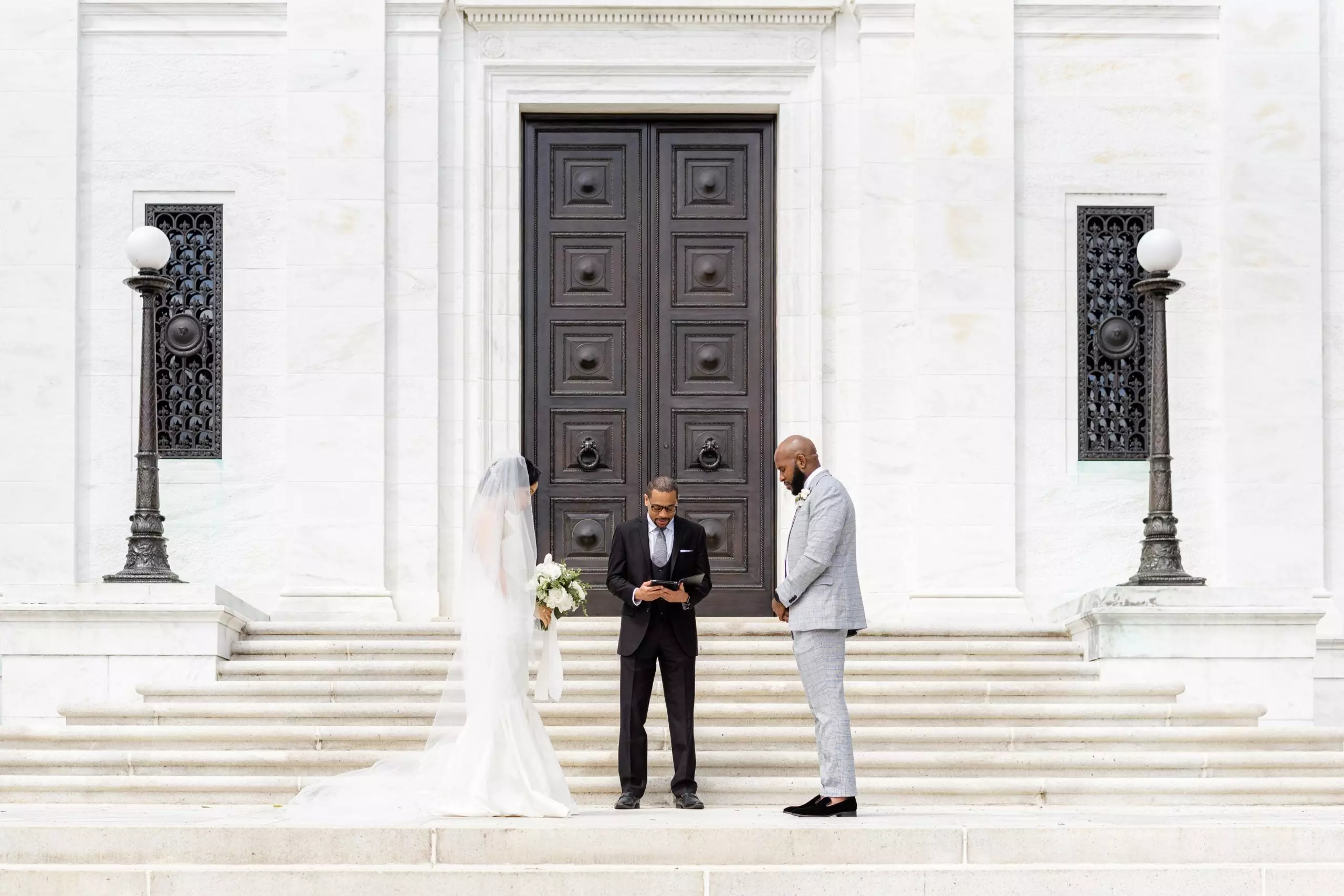 Bridal Bliss: Washington D.C හි ලෝරන් සහ වොරන්ගේ සමාජ දුරස්ථ විවාහ මංගල්‍යය 36444_10