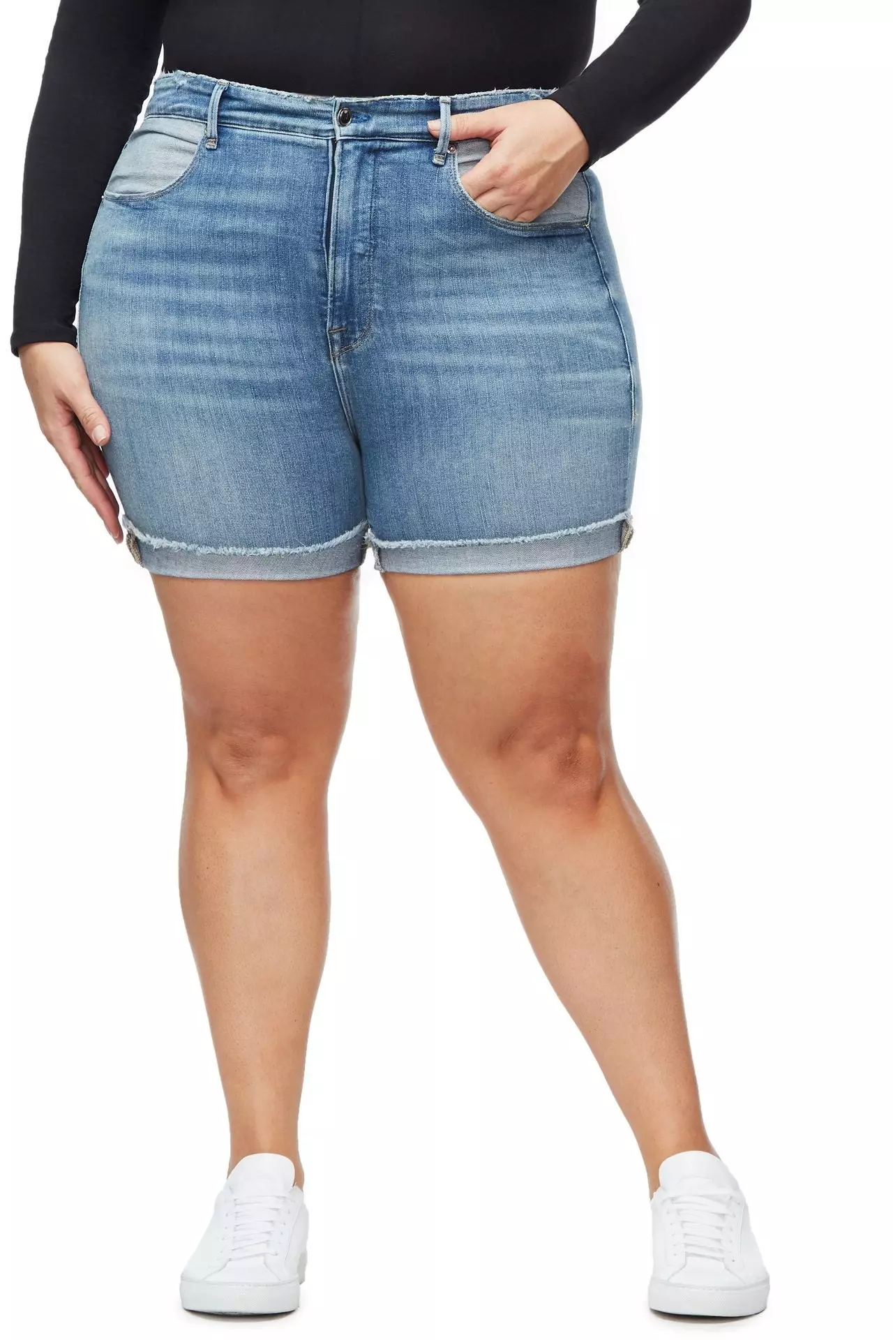 O, Hei, Fată Curvy! Aceste tăieturi din denim sunt exact ceea ce aveți nevoie pentru zilele fierbinți 36895_3