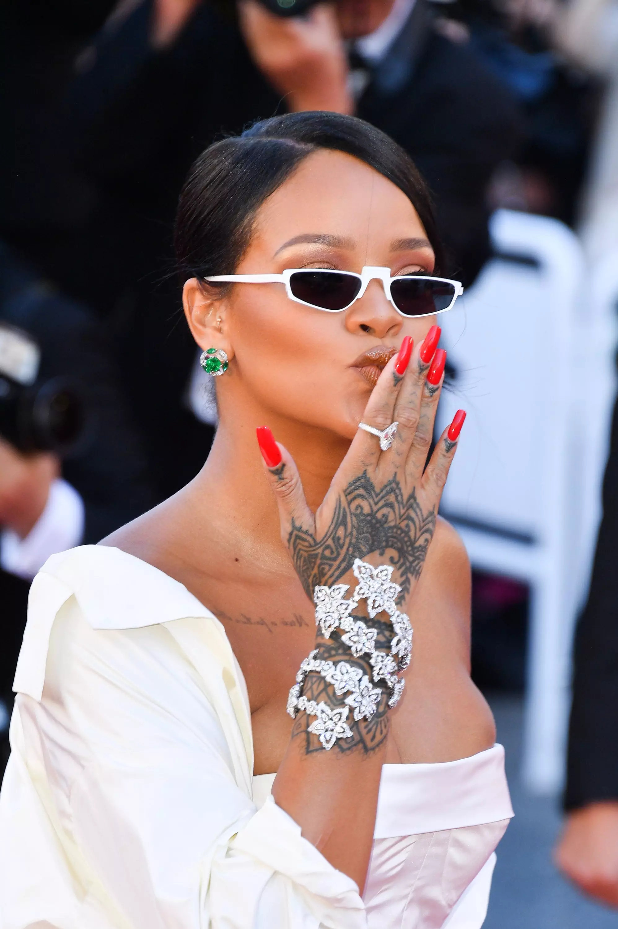 Rihanna Fenty Beauty በዚህ ውድቀት መድረሱን አረጋግጣለች።