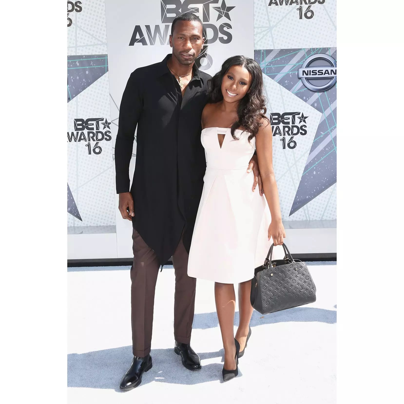 The BET Awards Red Carpet 2016: Confira todas as estrelas impressionantes 37773_37