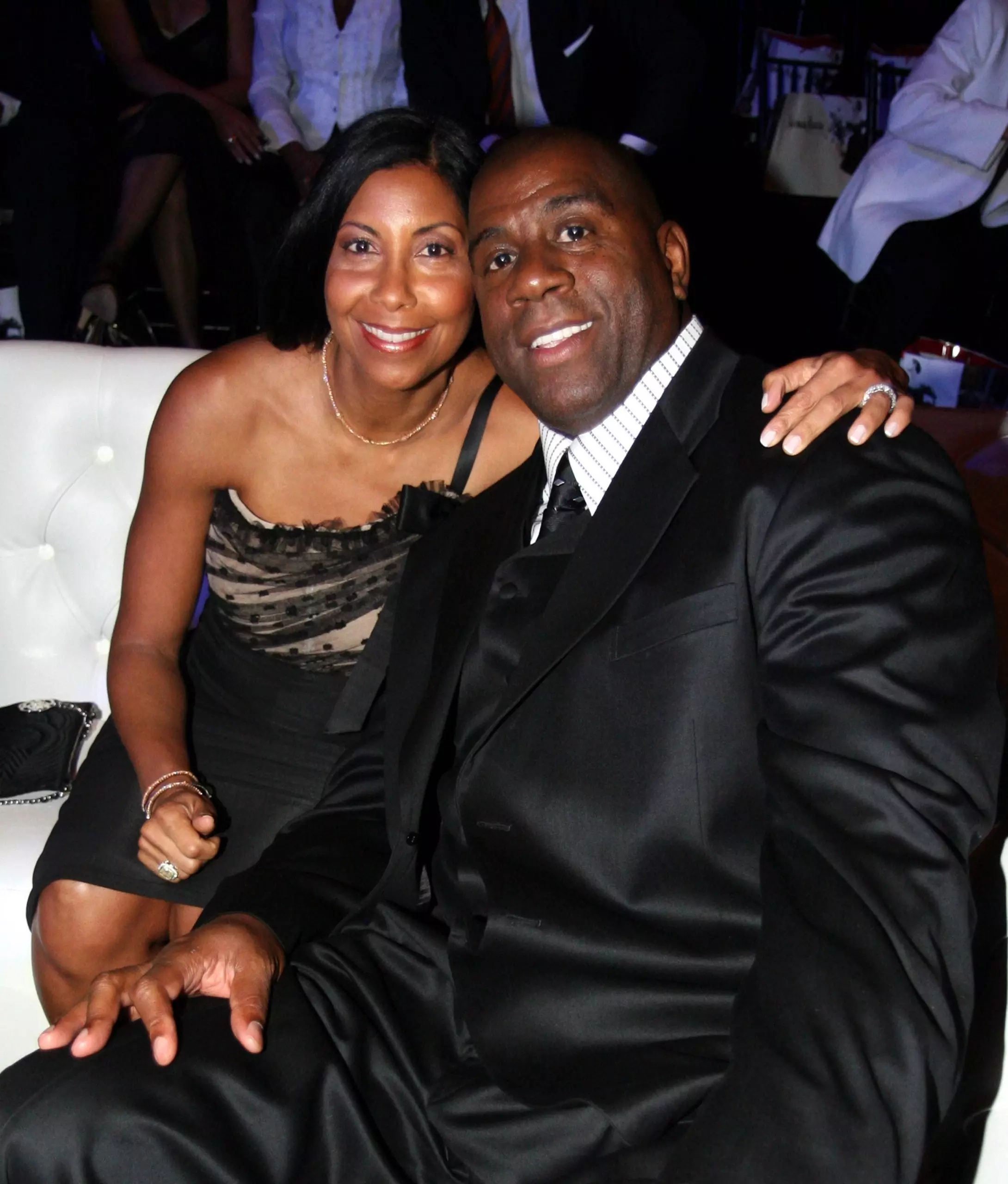 Magic Johnson-ek Cookie harritu zuen Frankie Beverly eta Maze Show pribatu batekin 30. urteurrenerako 37828_9