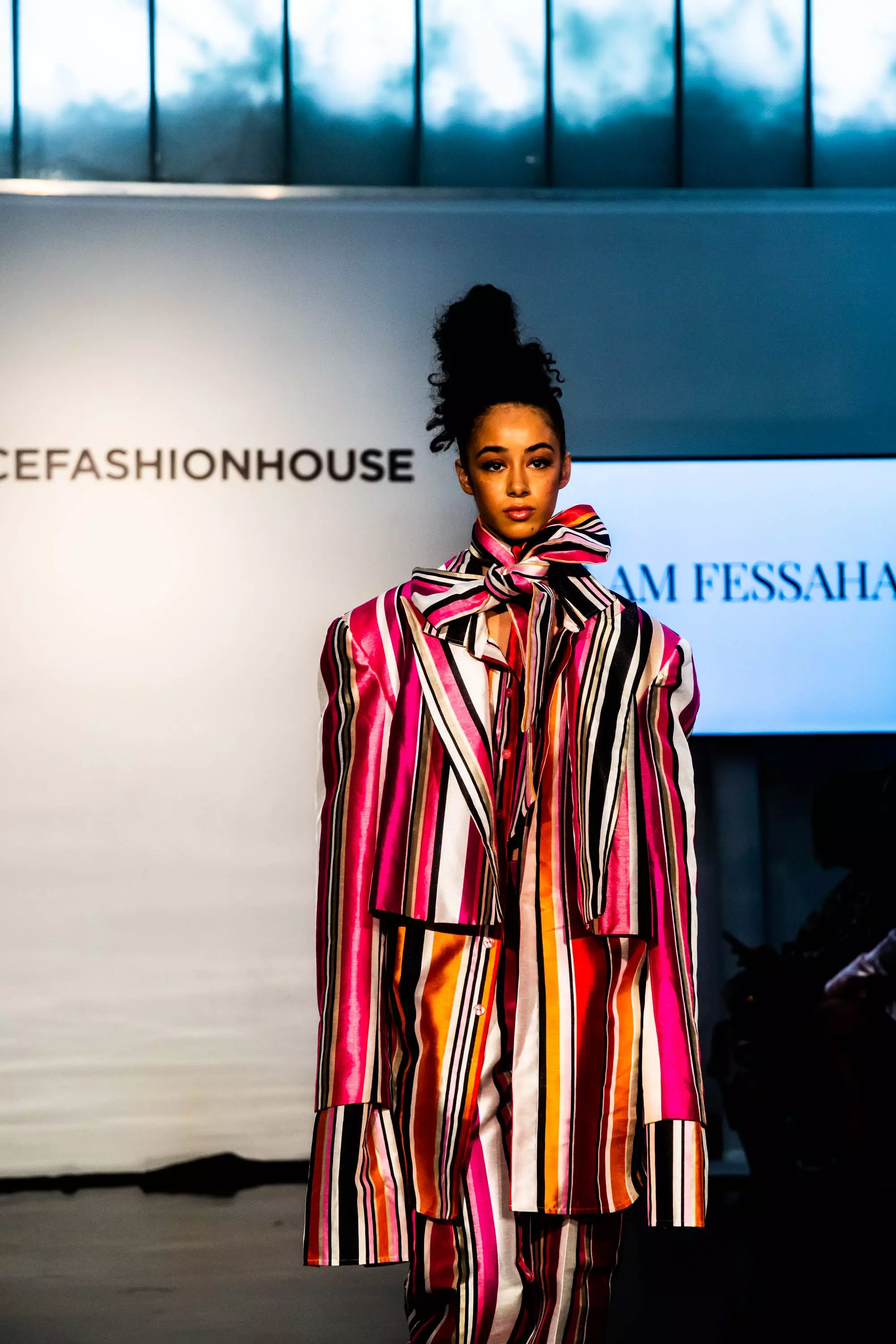 ESSENCE Fashion House NYC: Selam Fessahaye impressionou a multidão com looks de vanguarda 39354_10