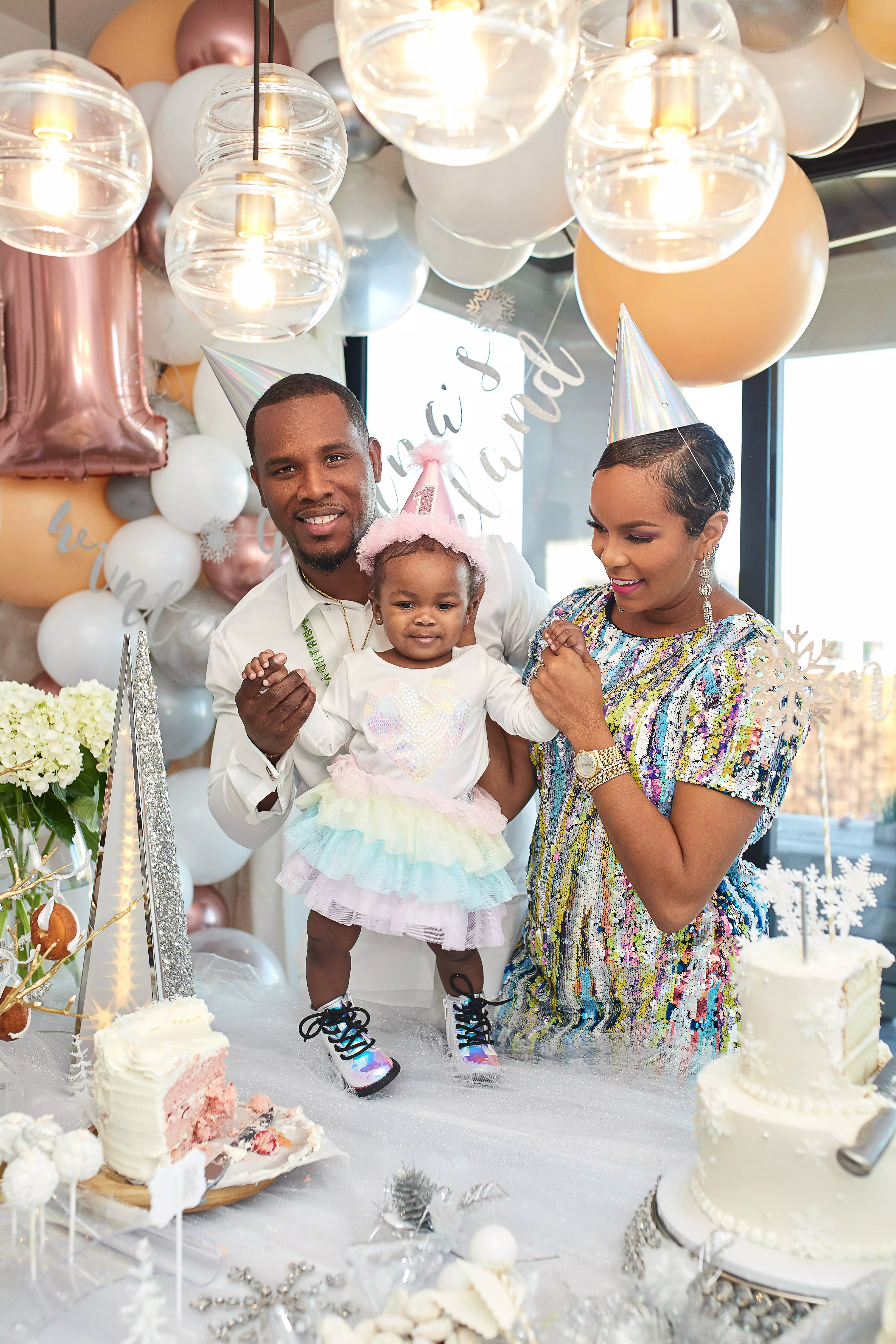 LeToya Luckett Throws Daughter Gianna A Winter Onederland πάρτι 1ων γενεθλίων