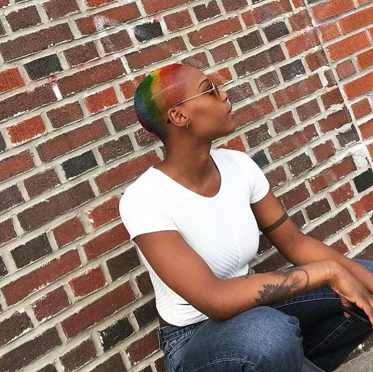 Eyethu iFavorite Instagram Rainbow Hair Moments ukusuka kwiNyanga yeQhayiya 40085_15