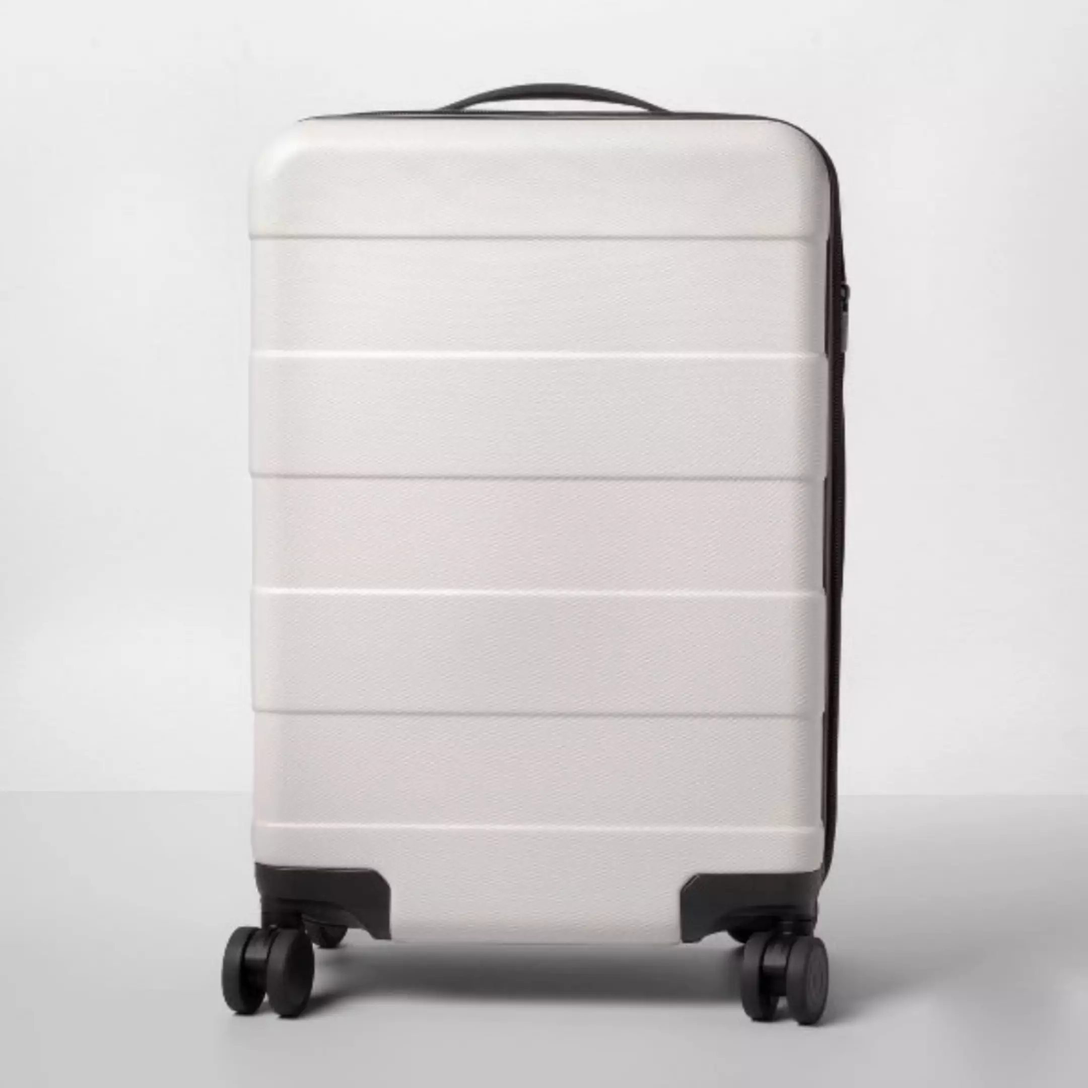 Κομψές και πρακτικές βαλίτσες για ευκολότερη συσκευασία για το επόμενο ταξίδι σας 4016_3