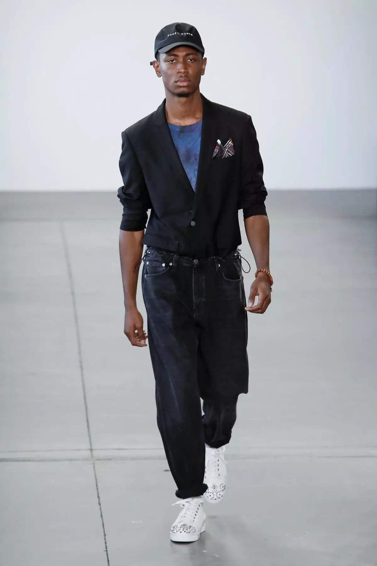NYFW: Romeo Hunte Primavera/Estate 2020 è stata un'integrazione tra abbigliamento da lavoro e streetwear 40220_15