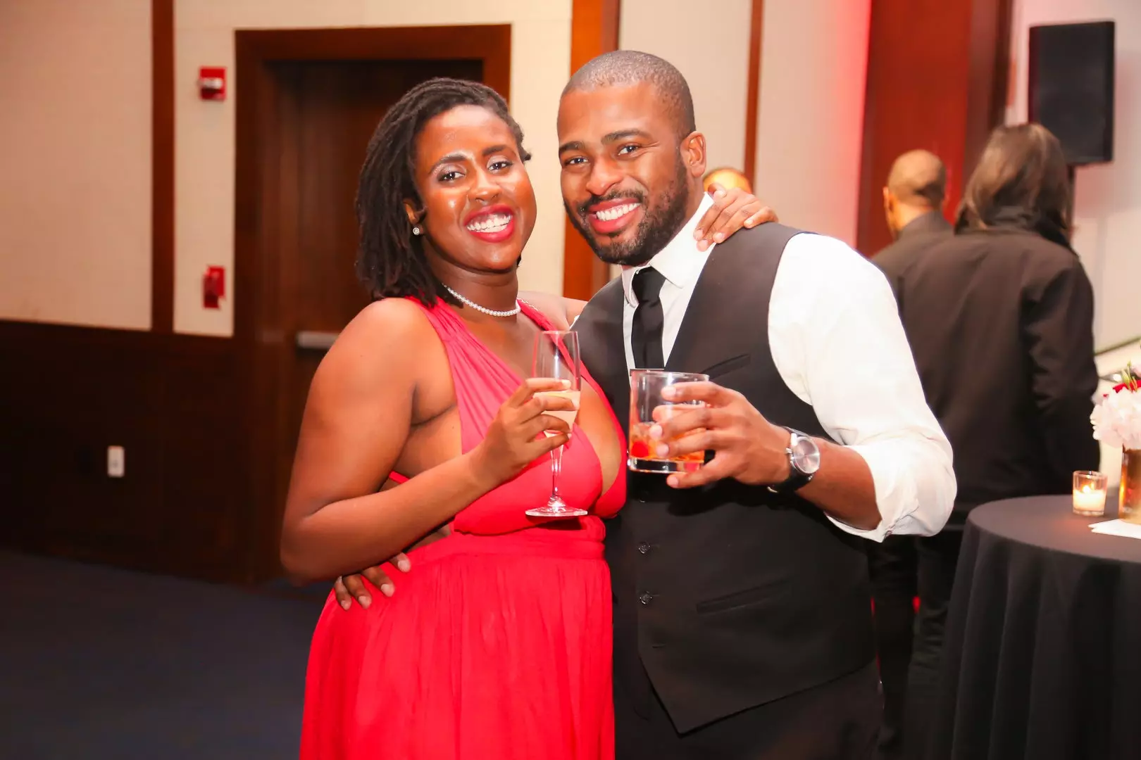 خرج هؤلاء الأزواج للاحتفال ونشر الحب في ESSENCE's Black Love Gala في مدينة نيويورك 40313_15