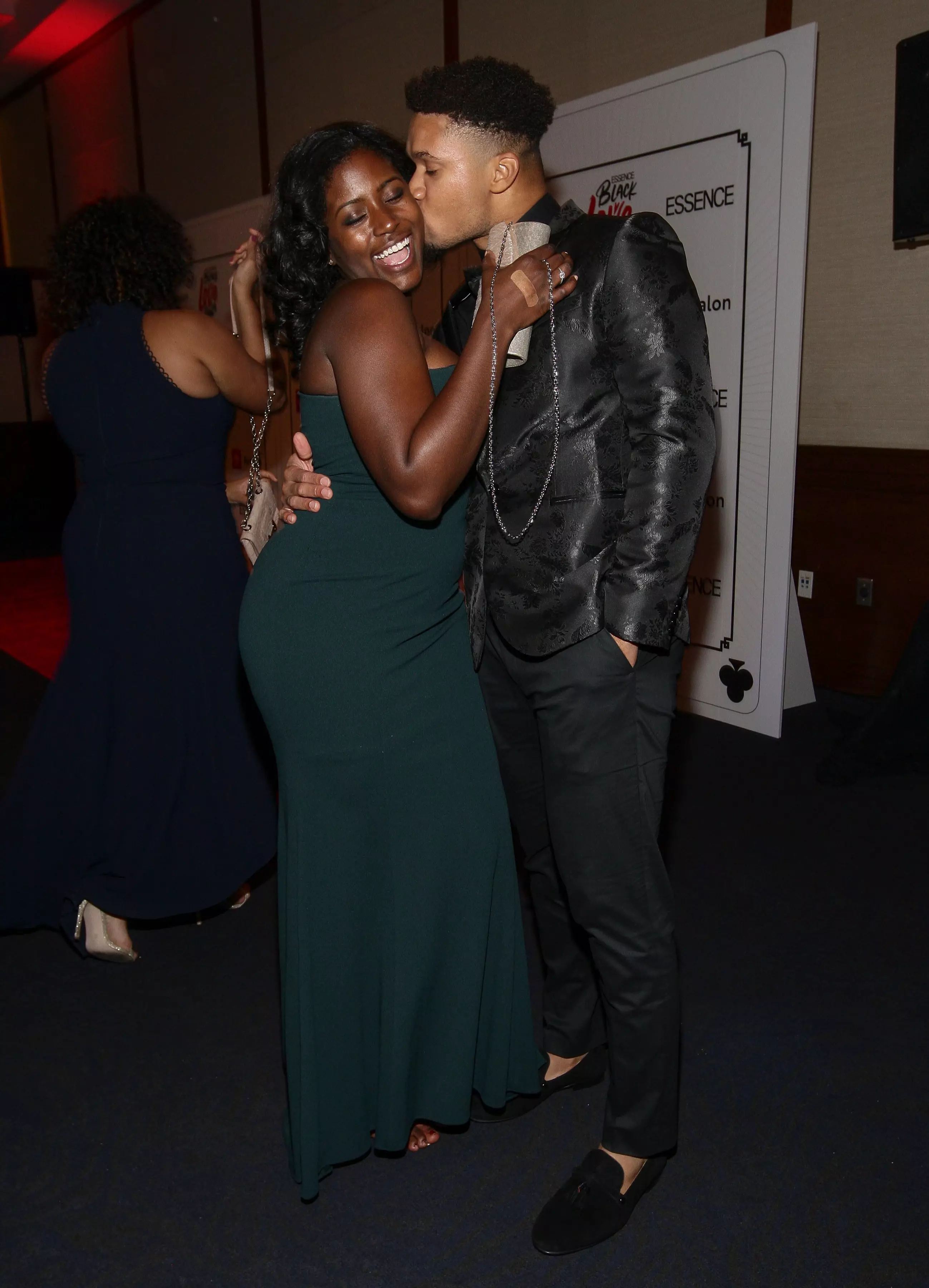 Dessa par kom ut för att fira och sprida kärlek på ESSENCE:s Black Love Gala i NYC 40313_6