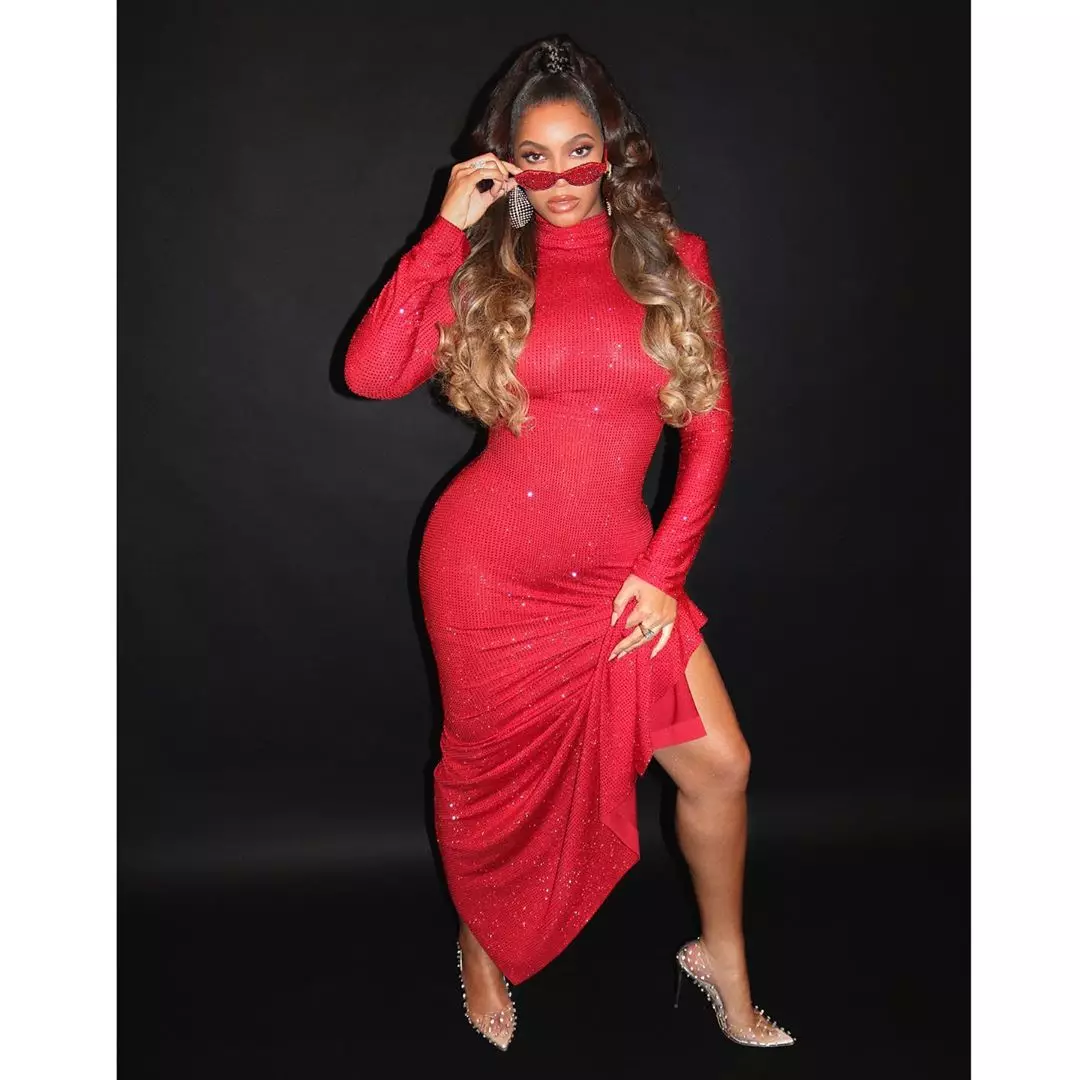 Beyonce, Lizzo Ati Diẹ sii Celebs Aṣa Akojọpọ ipari ipari 41956_5