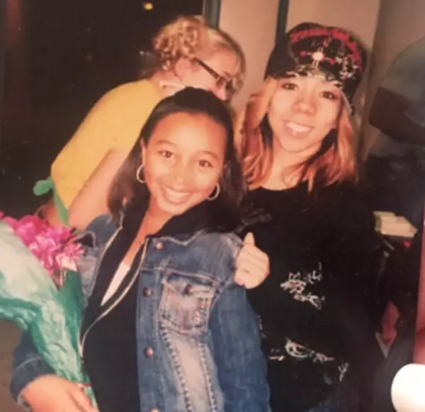 Cute Mommy Daughter Moments Between Tiny Harris And Her Oldest Daughter Zonnique 42094_1