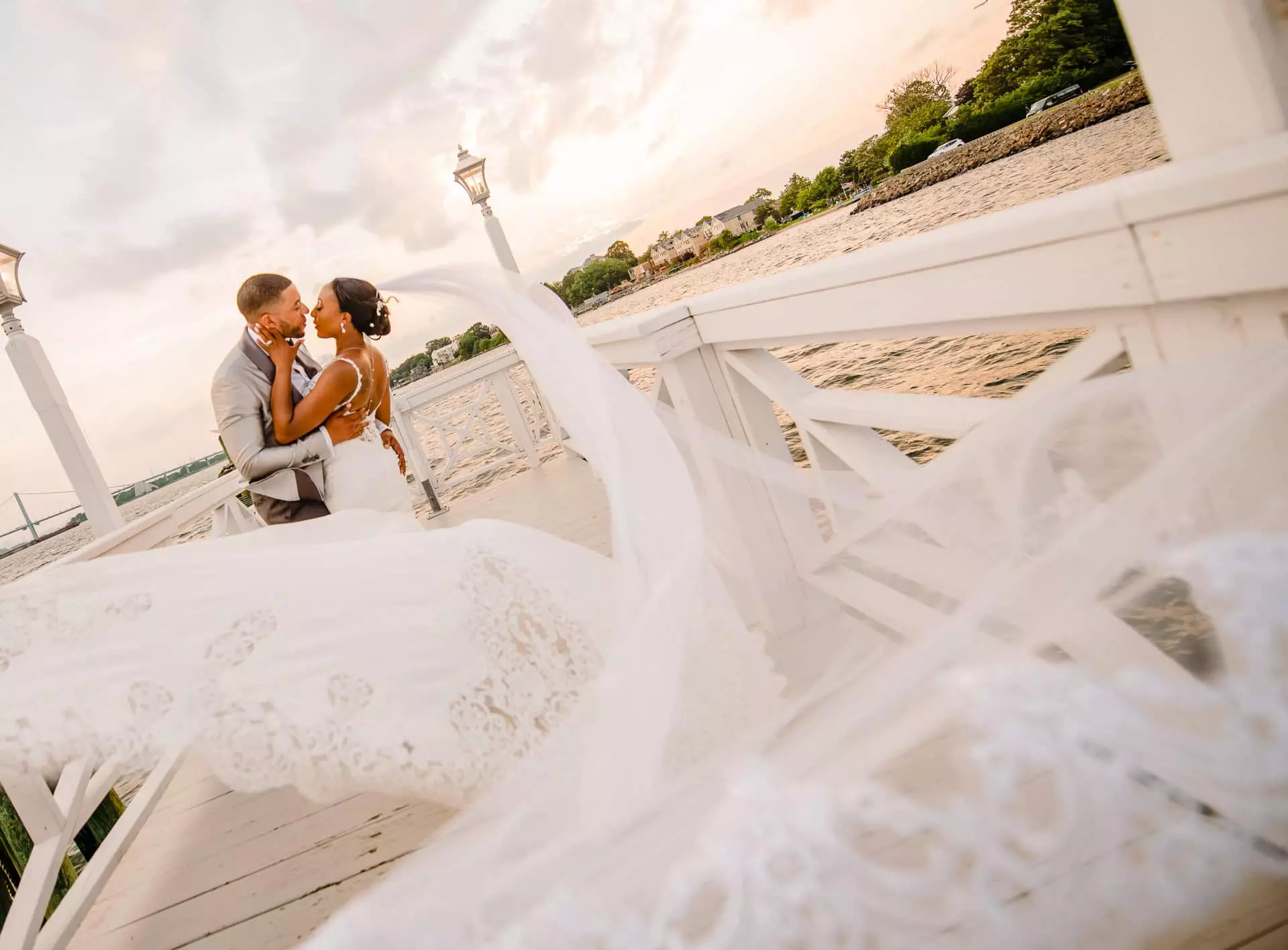 Brautglück: Schwenken Sie Ihre Fahnen für den karibischen Hochzeitsstil von Julieann und Andrew 42128_13
