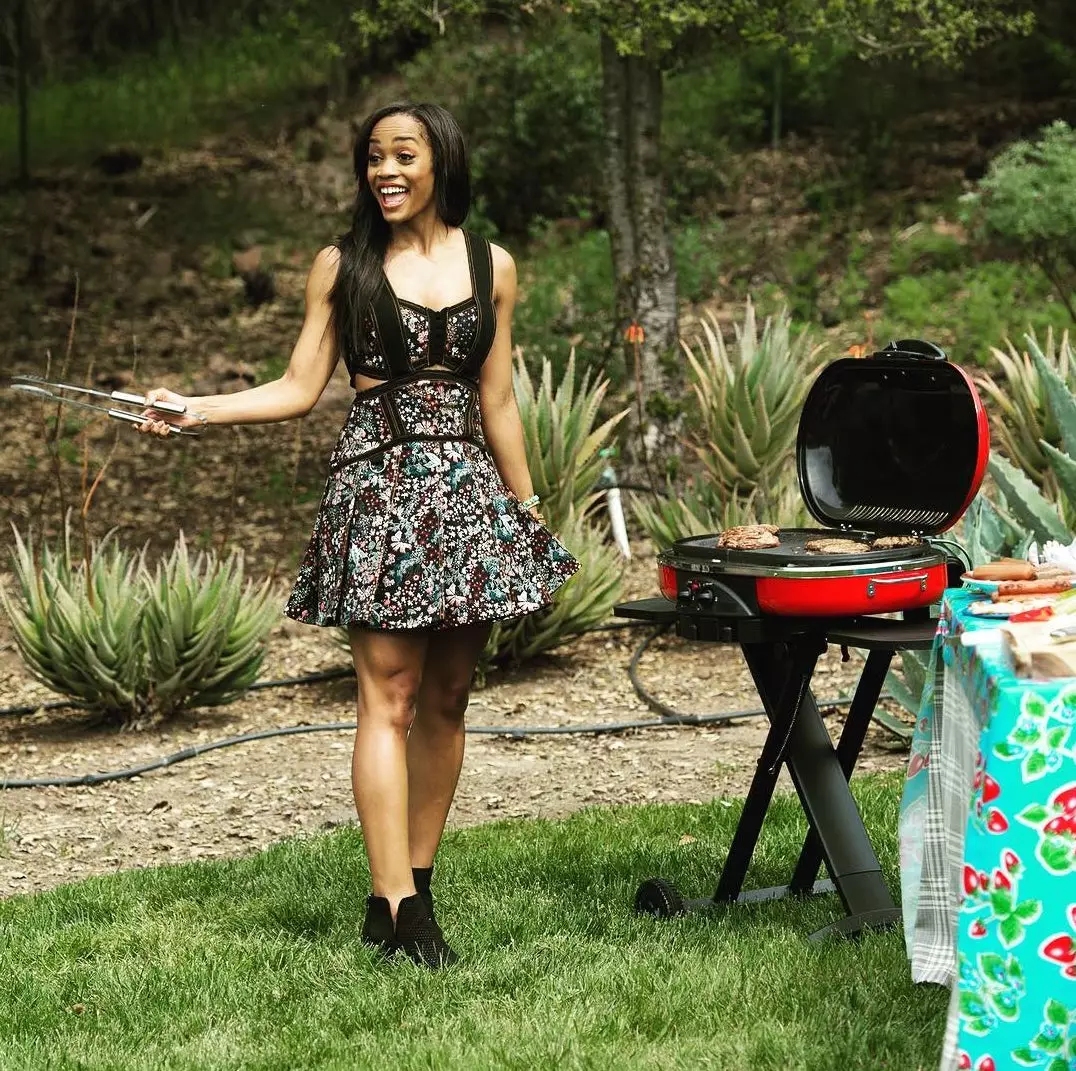 5 Outfits Tanggal Poé Incredibly lucu, Diideuan ku Bachelorette Rachel Lindsay | InStyle.com 42537_4