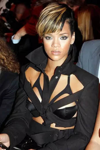 File Hairstyle: Rihanna's Evolving 'Do 42711_14
