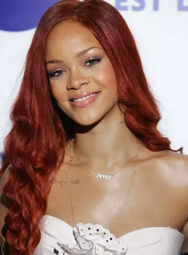 File Hairstyle: Rihanna's Evolving 'Do 42711_47