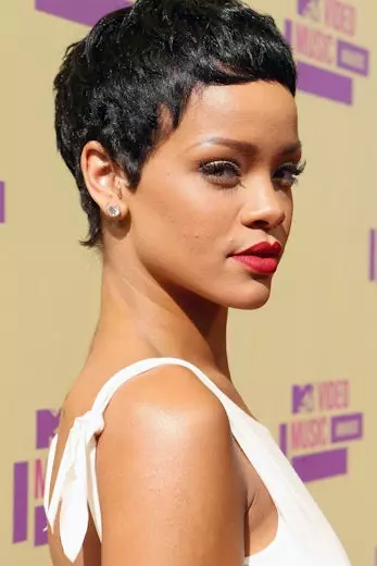 File Hairstyle: Rihanna's Evolving 'Do 42711_62