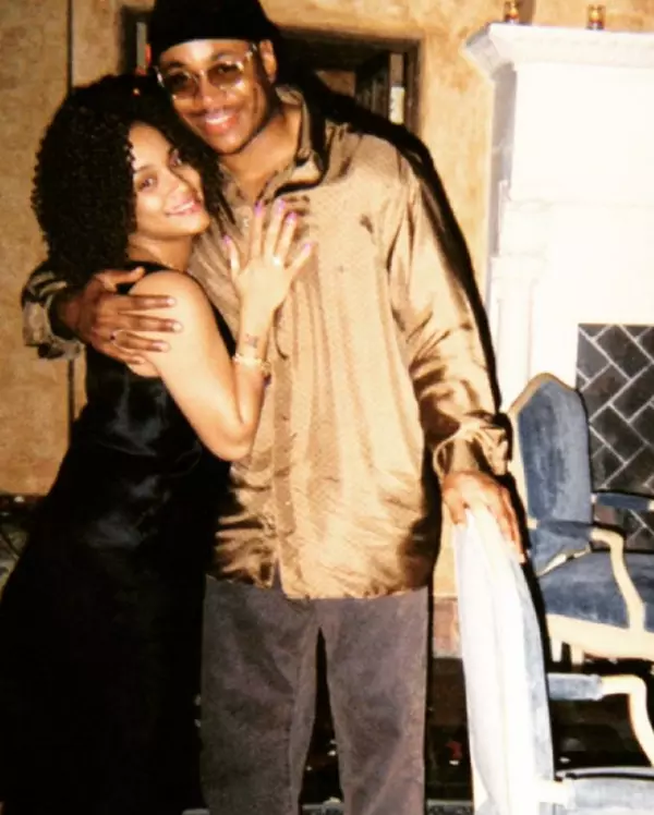 LL Cool J and Wife Sweet Photos 43017_1