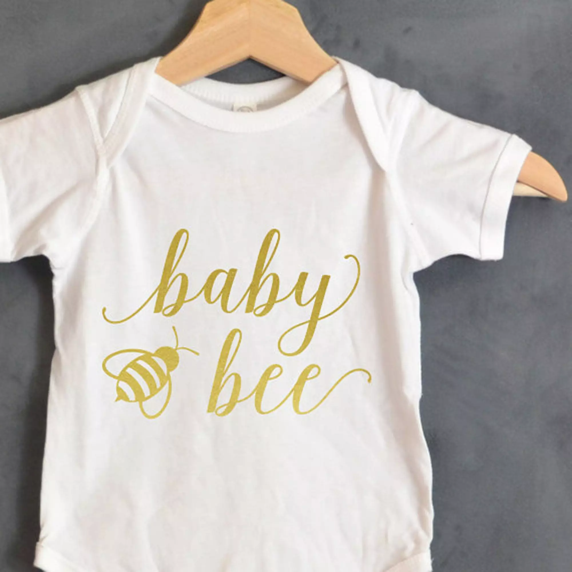 Kembar Beyoncé: Produk Lebah untuk Bayi Anda Sendiri Beyhive 46374_2