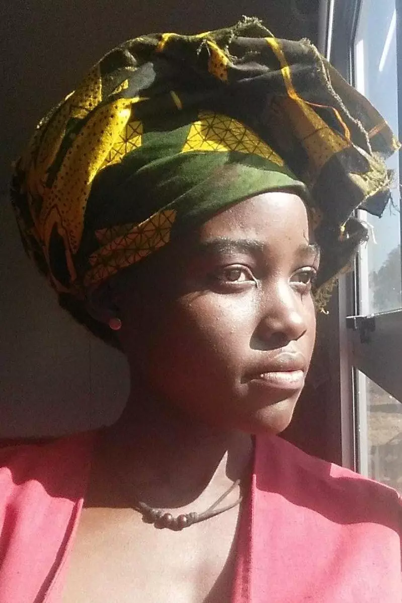 Lupita Nyong'o Rocks Beautiful Turbans and Headwraps Essence 46773_30