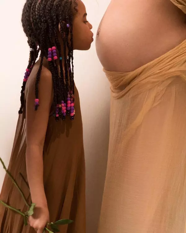 Beyonce Pregnancy Photoshoot 47309_7