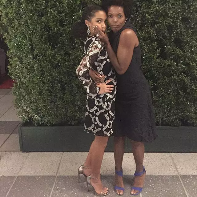 Yara Shahidi och hennes mamma ser ut som systrar 47688_14