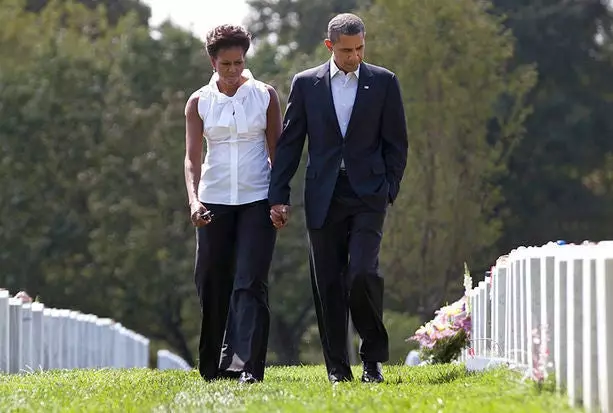 Urukundo rwabirabura: Urukundo rwa Barack na Michelle Obama mumyaka 48225_23