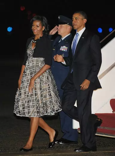 Urukundo rwabirabura: Urukundo rwa Barack na Michelle Obama mumyaka 48225_38
