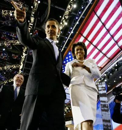 Urukundo rwabirabura: Urukundo rwa Barack na Michelle Obama mumyaka 48225_4