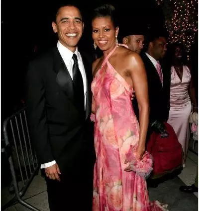 سیاہ محبت: باراک اور مشیل اوباما کی سالوں سے محبت 48225_7